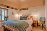 Cottage Hotels in County Gates, Starting @ €300
