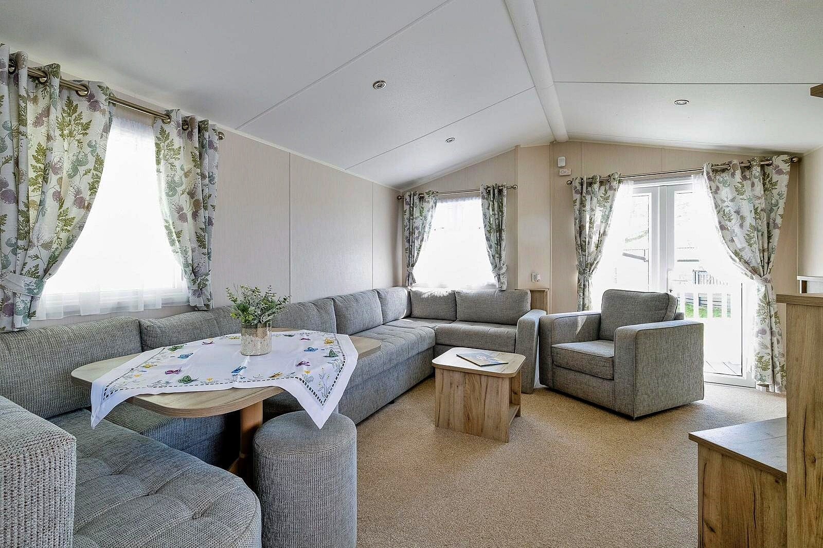 Mobile Home Hotels in County Gates, Starting @ €300
