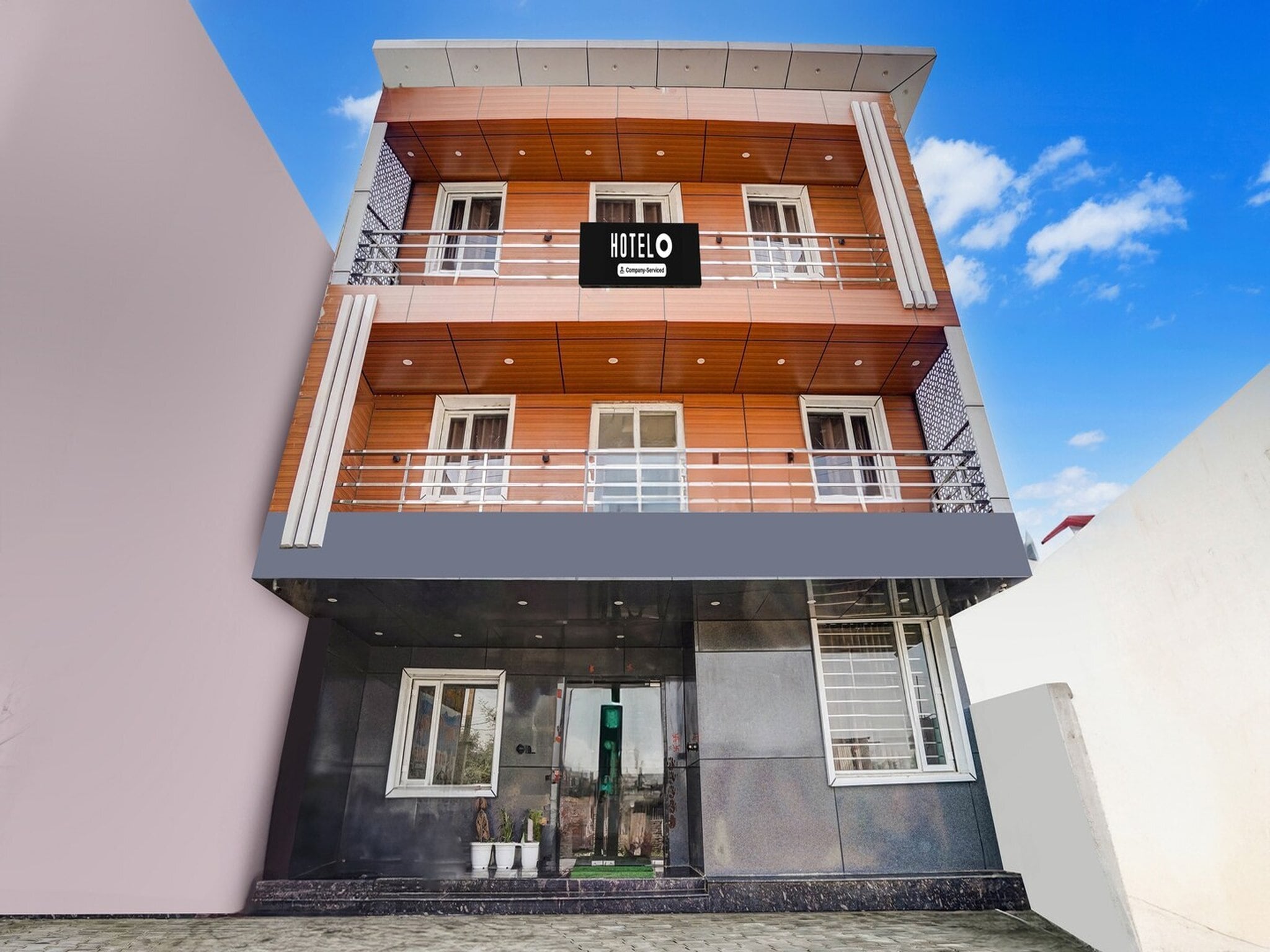 Holiday Home Hotels in Chhata, Vrindavan Starting @ €2441 - Upto 29% ...