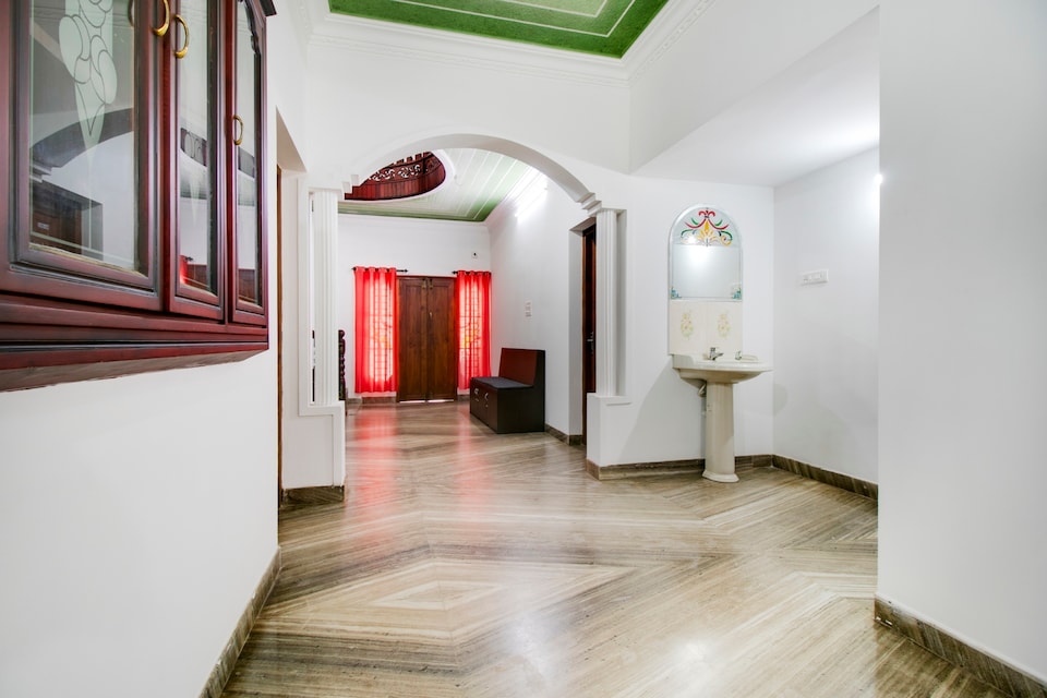 OYO 72362 Home Manikyam House, Home Calicut, Book @ ₹1095 - OYO