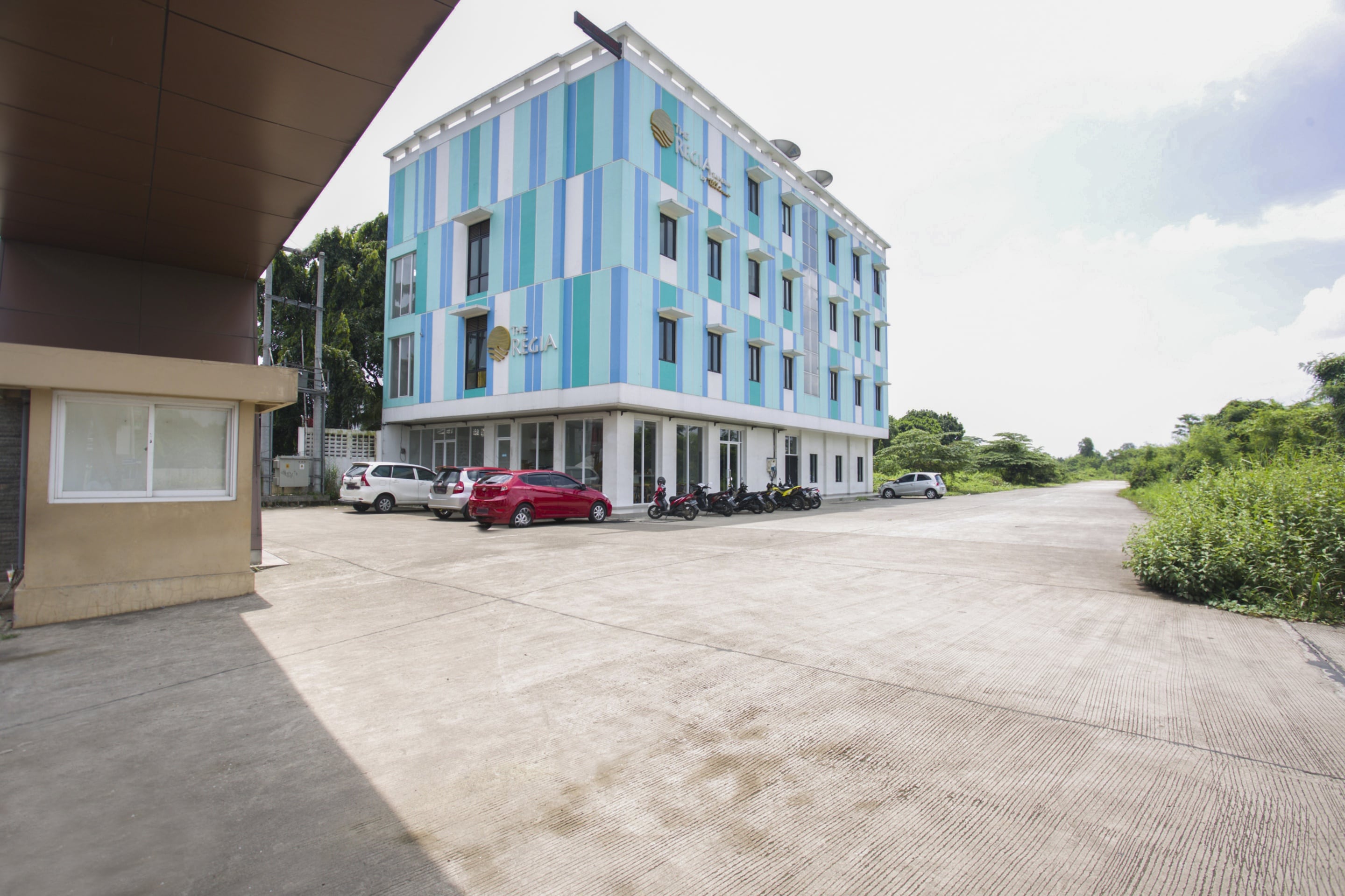 Flagship Hotels in Ruko Pasar Kebayoran Lama, Jakarta Starting ...