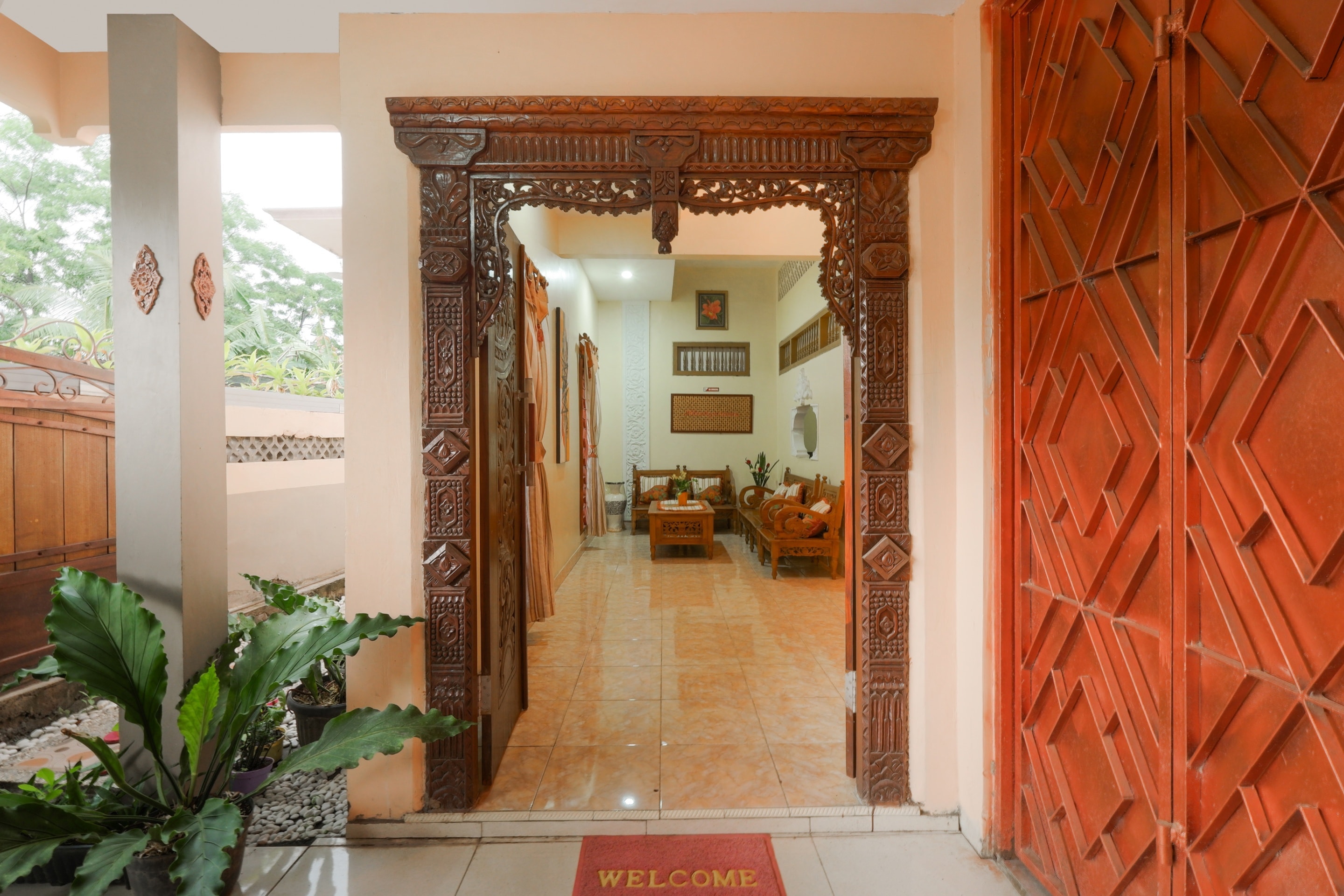 OYO 3715 Ndalem Jogja Cupuwatu Syariah, OYO Hotels Yogyakarta, Book ...