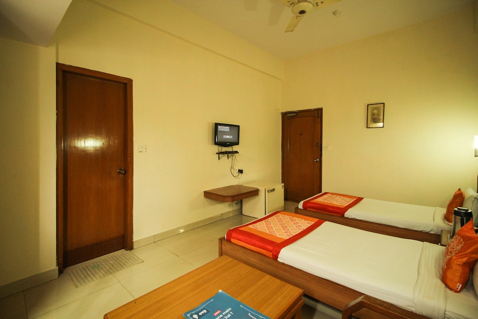 OYO 6203 Hotel Hans Regency, OYO Rooms Bokaro, Book @ ₹1095 - OYO