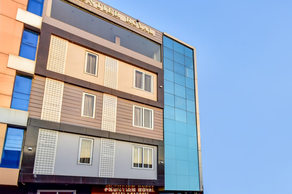 Capital O 73835 Hotel Frontier Royal & Banquet, Capital O Kota, Book ...