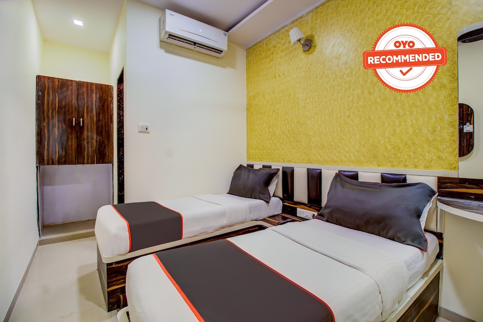 OYO Collection O Golden Tulipz Boutique, Collection O Mumbai, Book ...