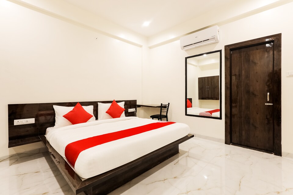 Collection O 45876 Hotel Benchmark Vijay Nagar , Collection O Indore ...