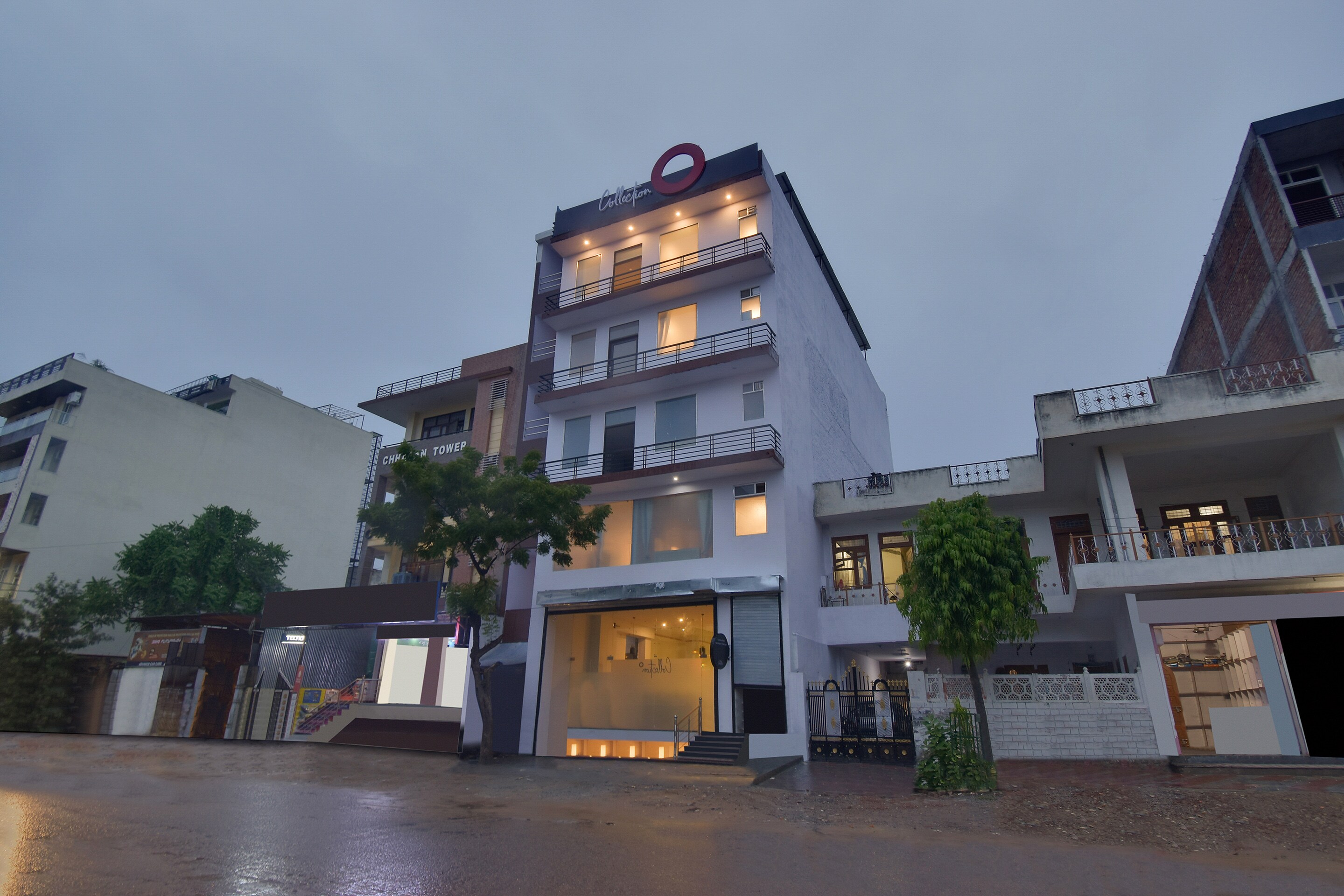 Super Collection O Govind Marg, Collection O Jaipur, Book @ ₹852 - OYO