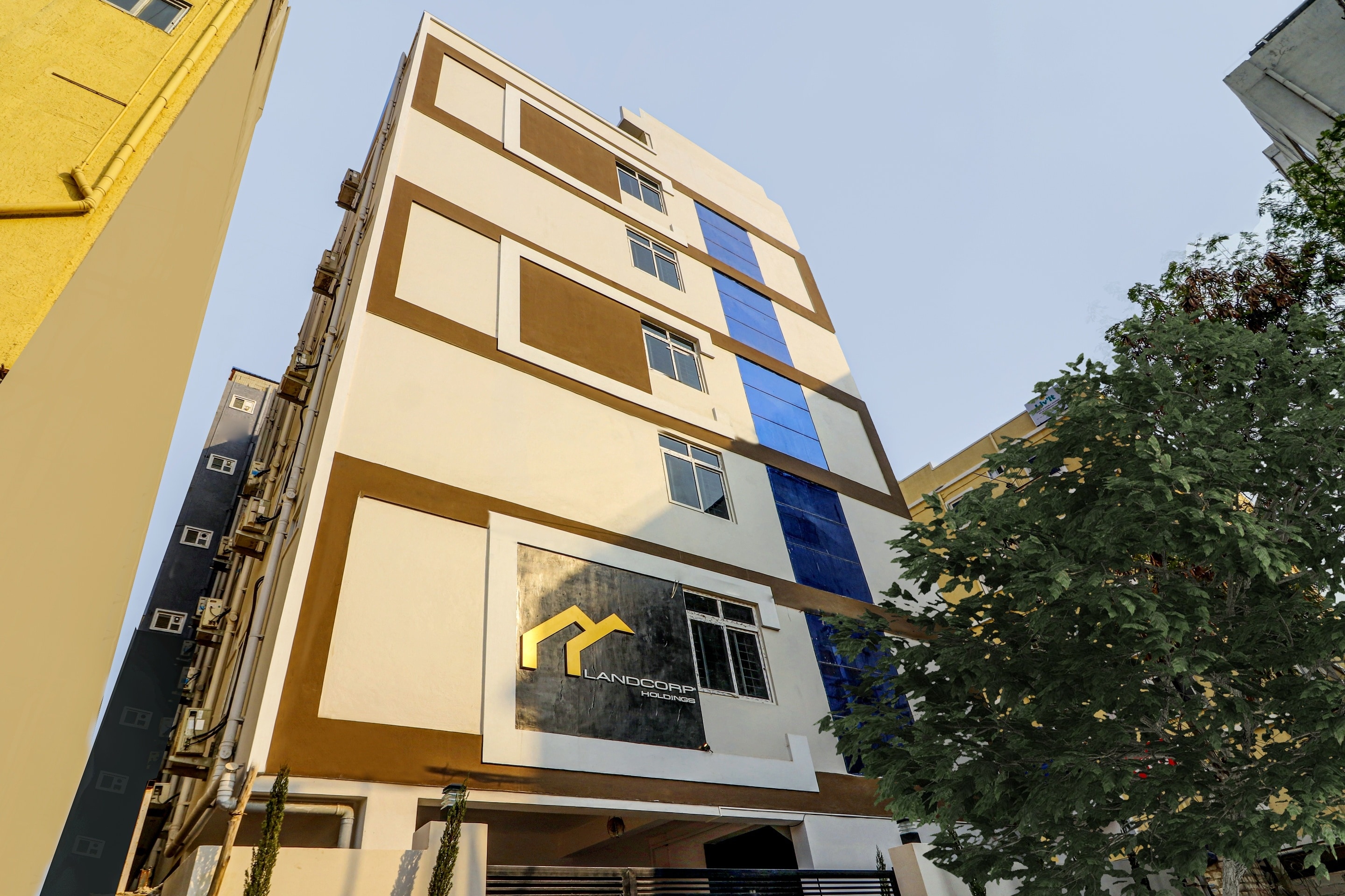 Hotel O Landcorp Hotels, Flagship Hyderabad, Book @ ₹1238 - OYO