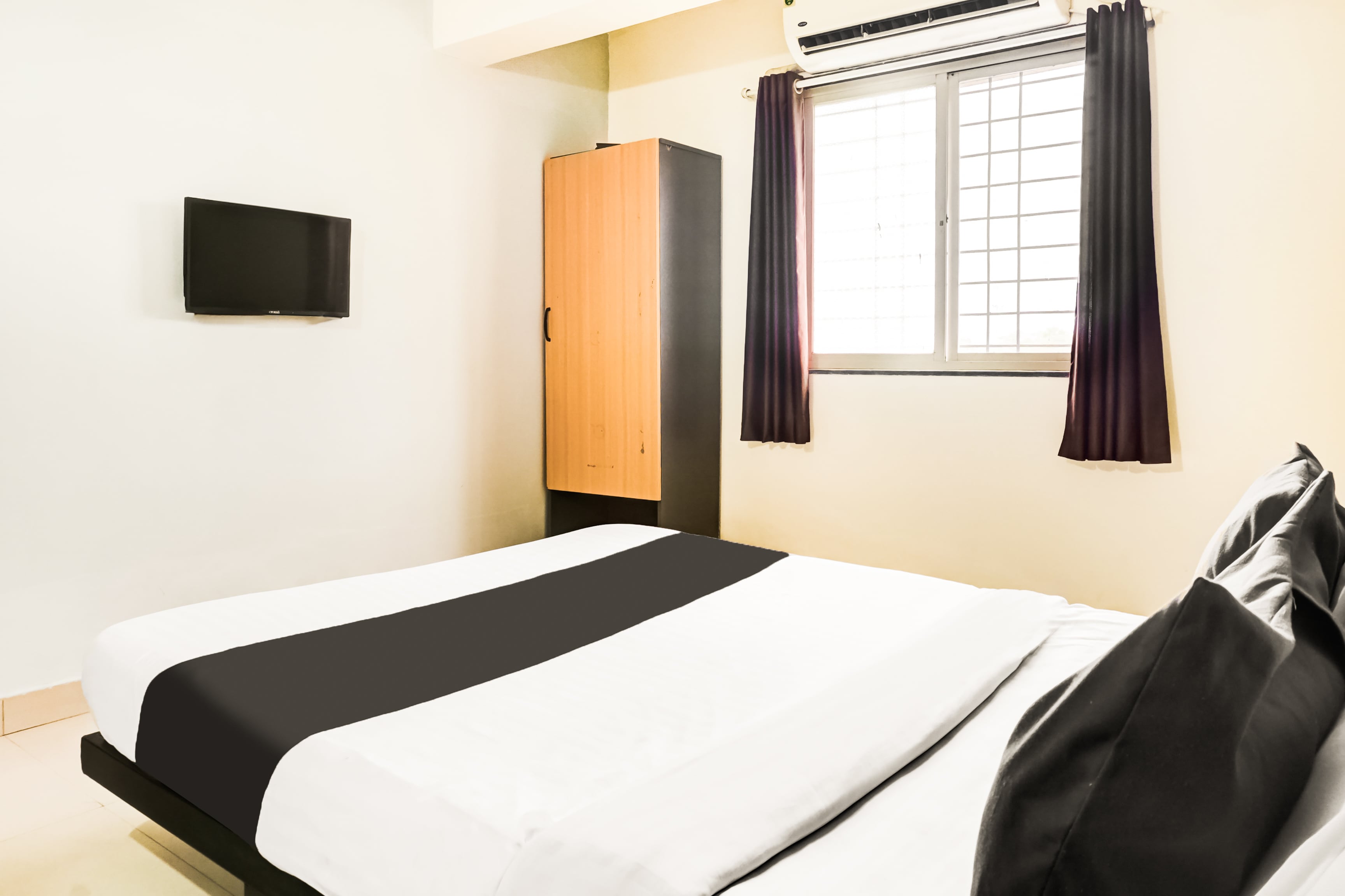 Hotels in Phoenix Mall, Pune Starting @ ₹583 - Upto 78% OFF on 71 ...