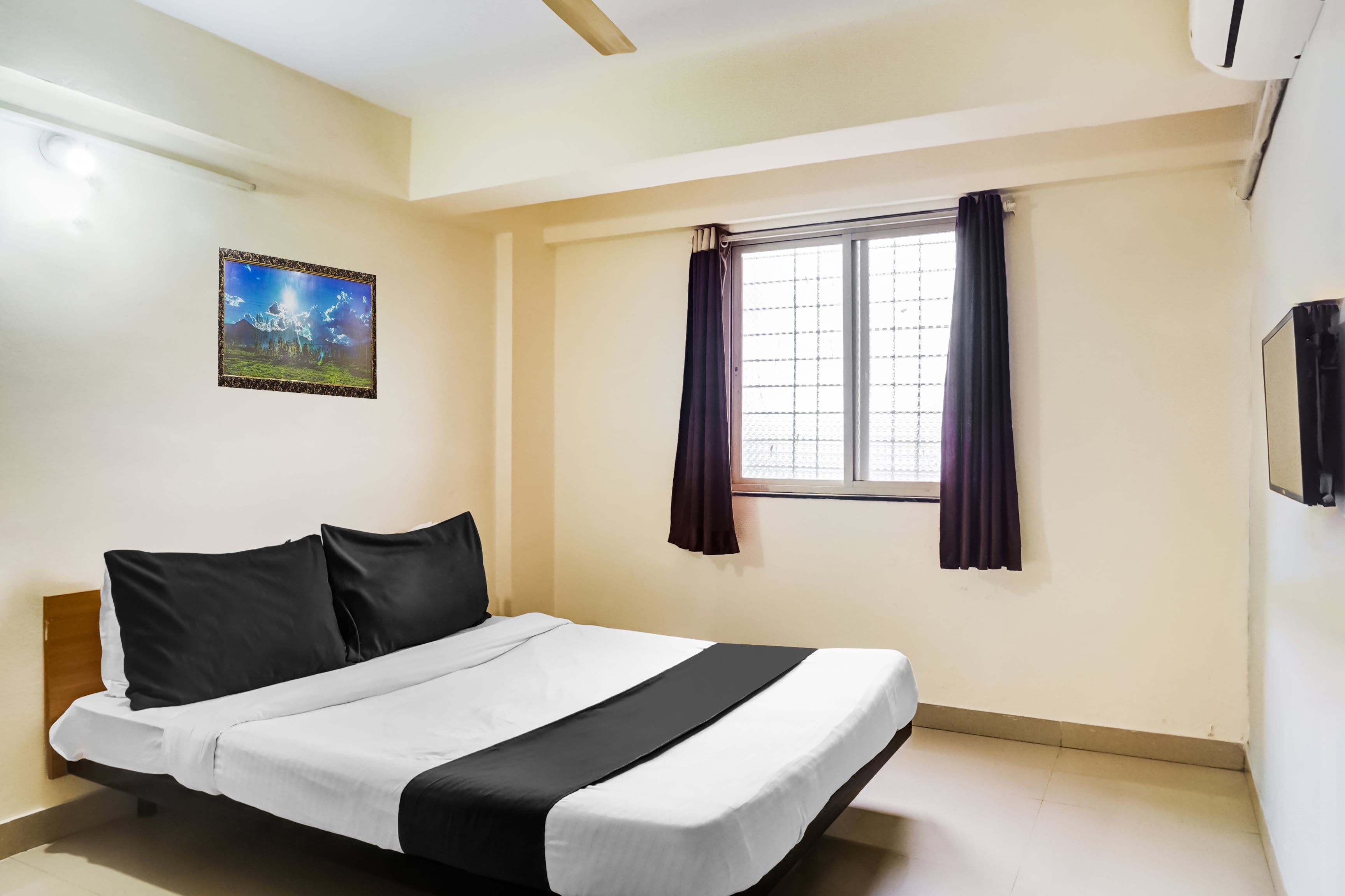 Flagship Hotels in German Bakery, Pune Starting @ ₹480 - Upto 79% OFF ...