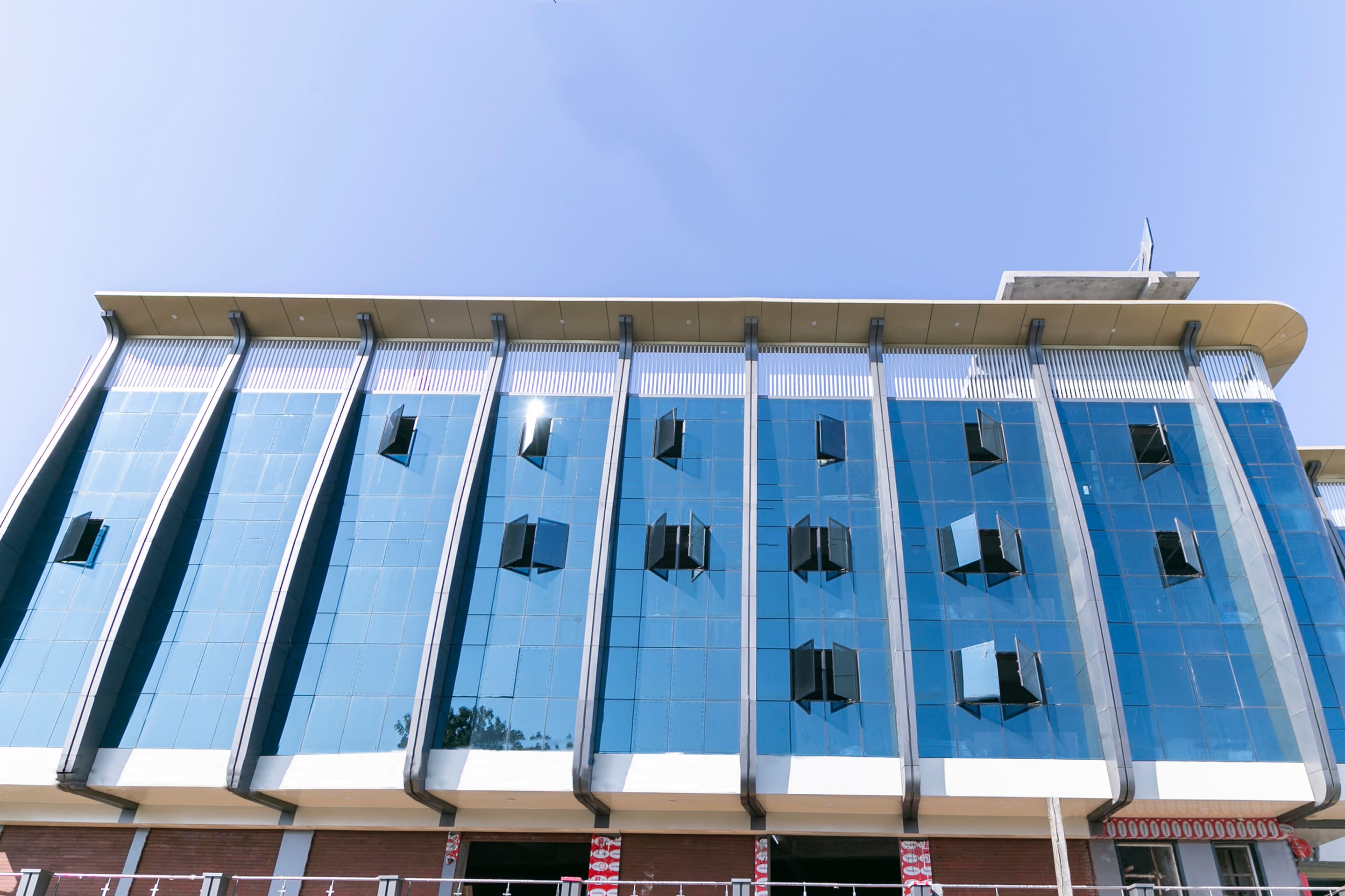 Hotels in Ode Bus Station, Anand Starting @ ₹449 - Upto 83% OFF on 32 ...