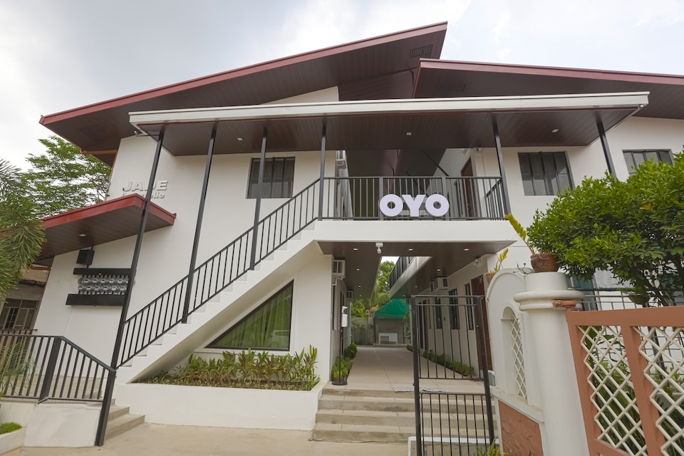 oyo-736-jade-apartelle-oyo-hotels-laguna-book-839-oyo