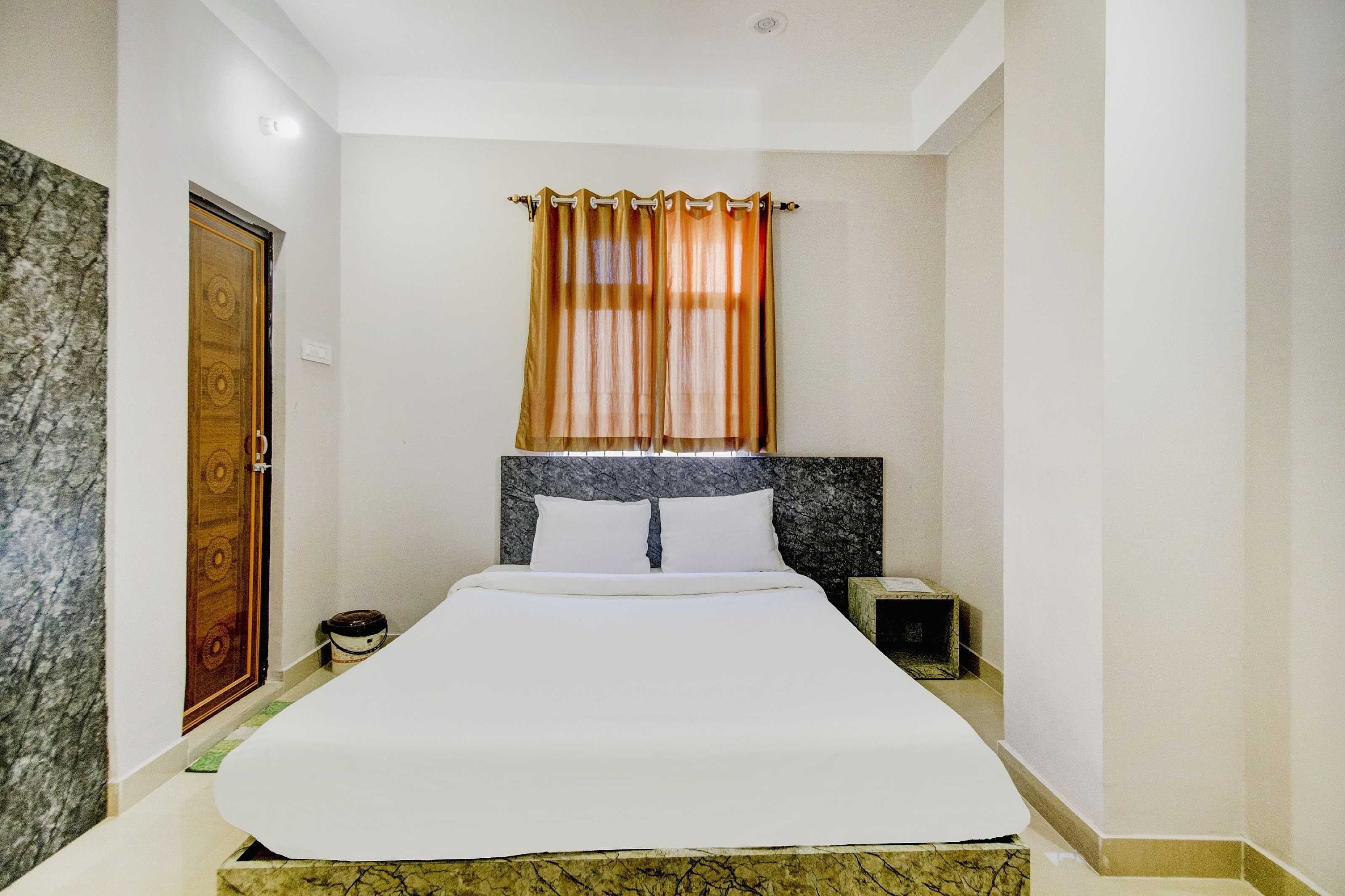 Hotel O Sai Villa, Flagship Guwahati, Book @ ₹1211 - OYO