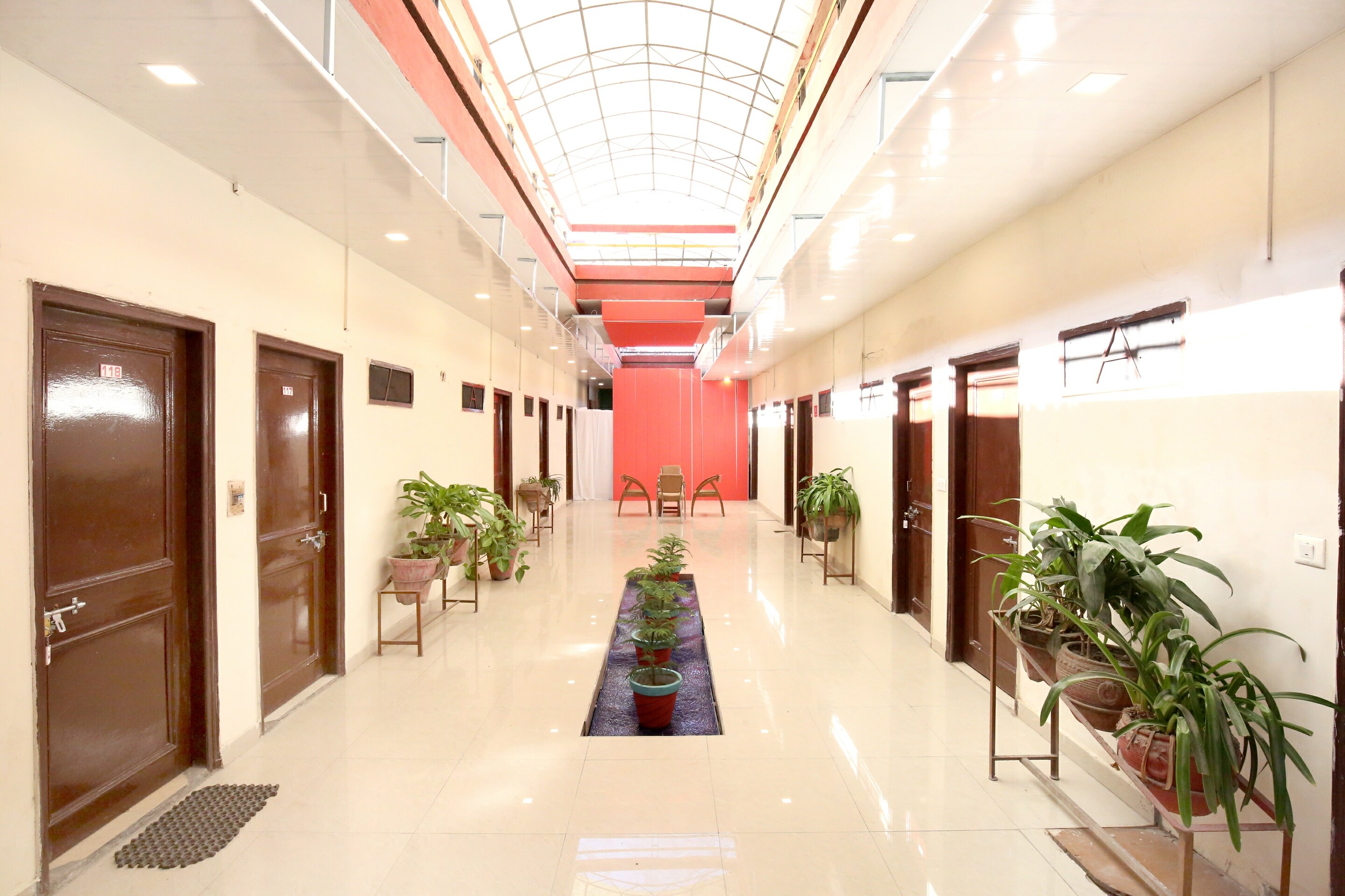 Hotel O Amar Inn, Flagship Jalandhar, Book @ ₹728 - OYO