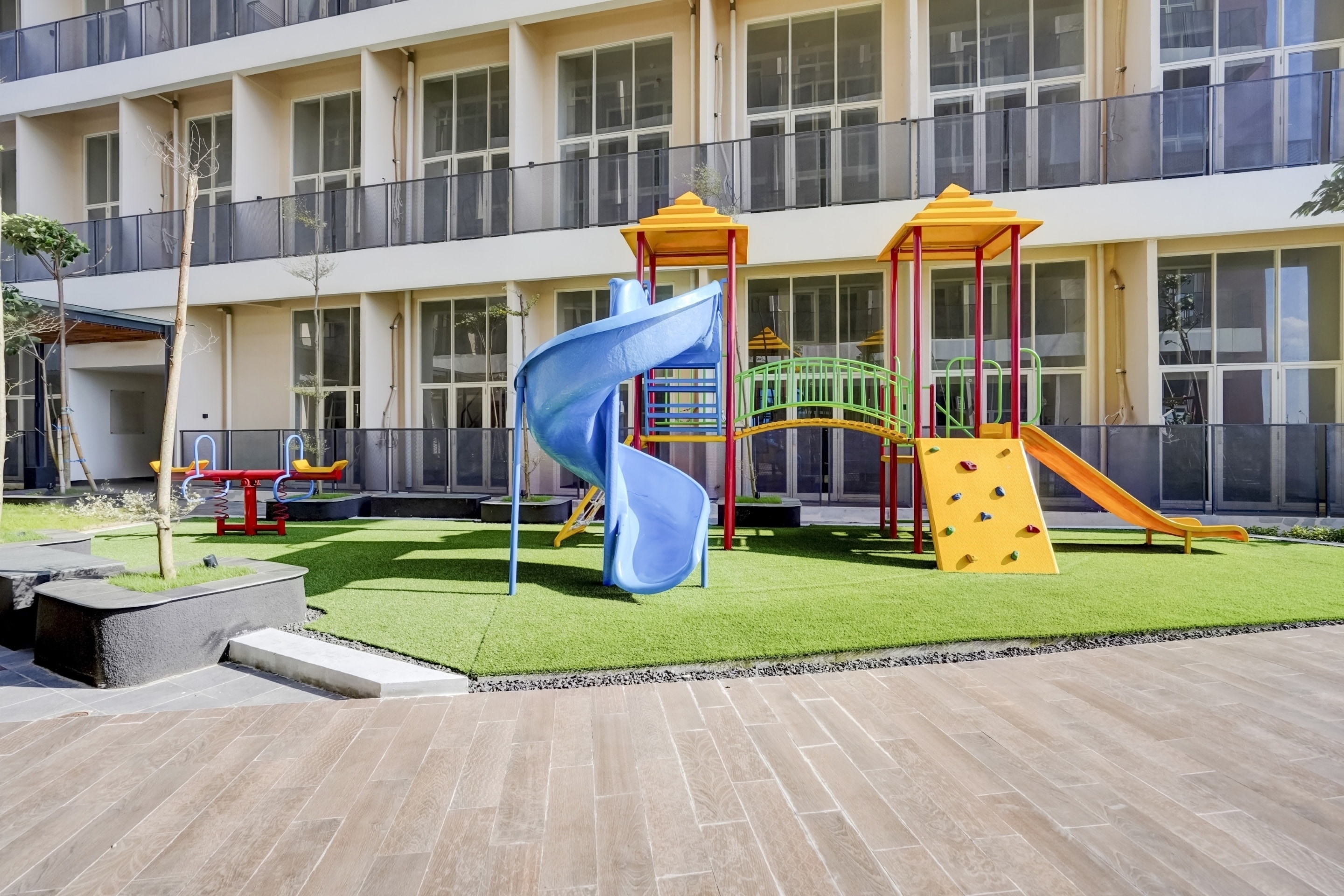 Collection O 30 Amega Crown Sub, Collection O Surabaya, Book @ Rp313632 ...