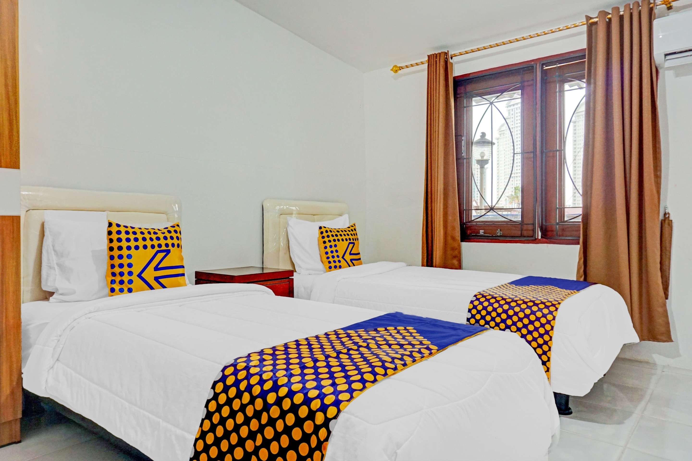 SPOT ON 90295 Simprug Residence, OYO Hotels Jakarta, Book @ Rp48585 - OYO