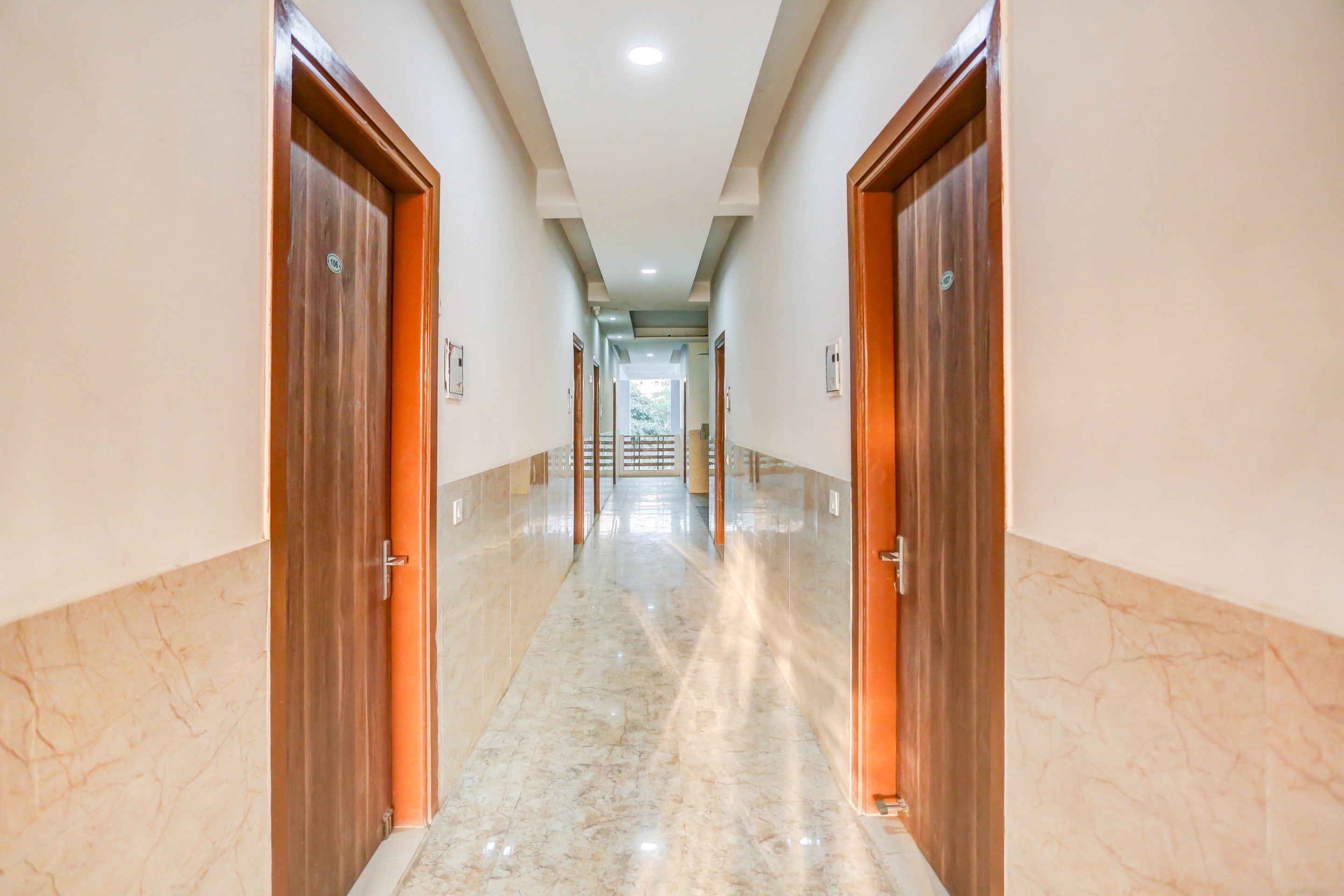Hotel O Kavya Group of Residency (Kavya Hotel), Flagship Gurgaon, Book ...