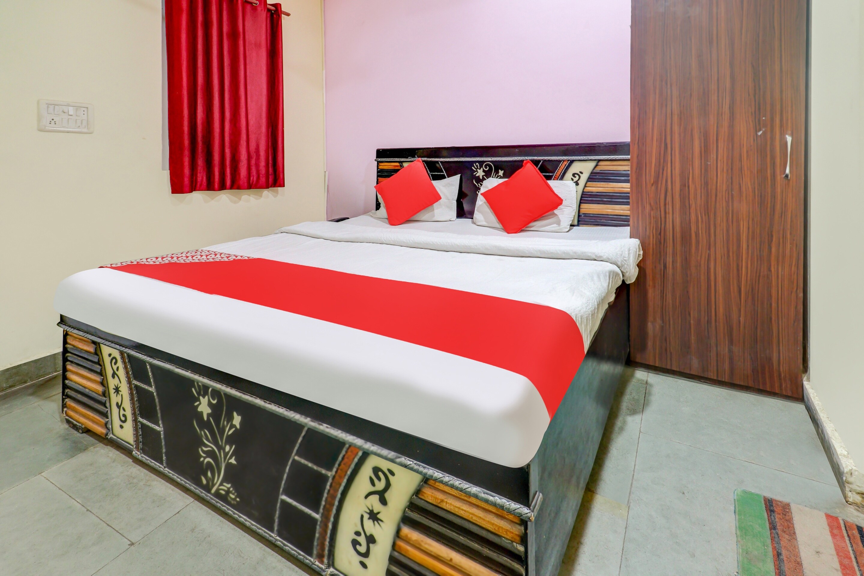 Spot On Siddhi Maa, SPOT ON Gwalior, Book @ ₹506 - OYO