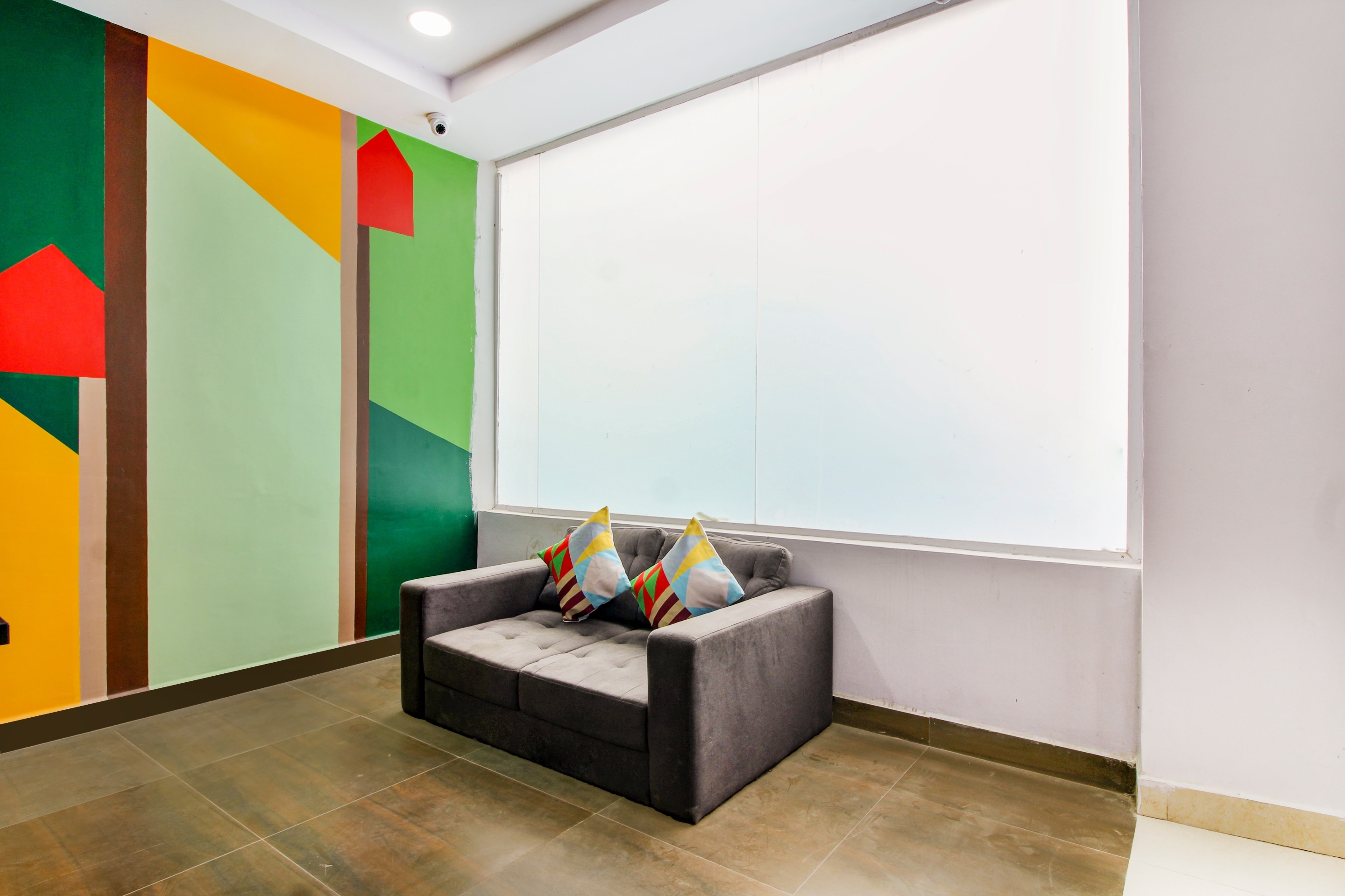 Oyox Design Hotels in Mega Hills, Hyderabad Starting @ ₹1036 - Upto 72% ...
