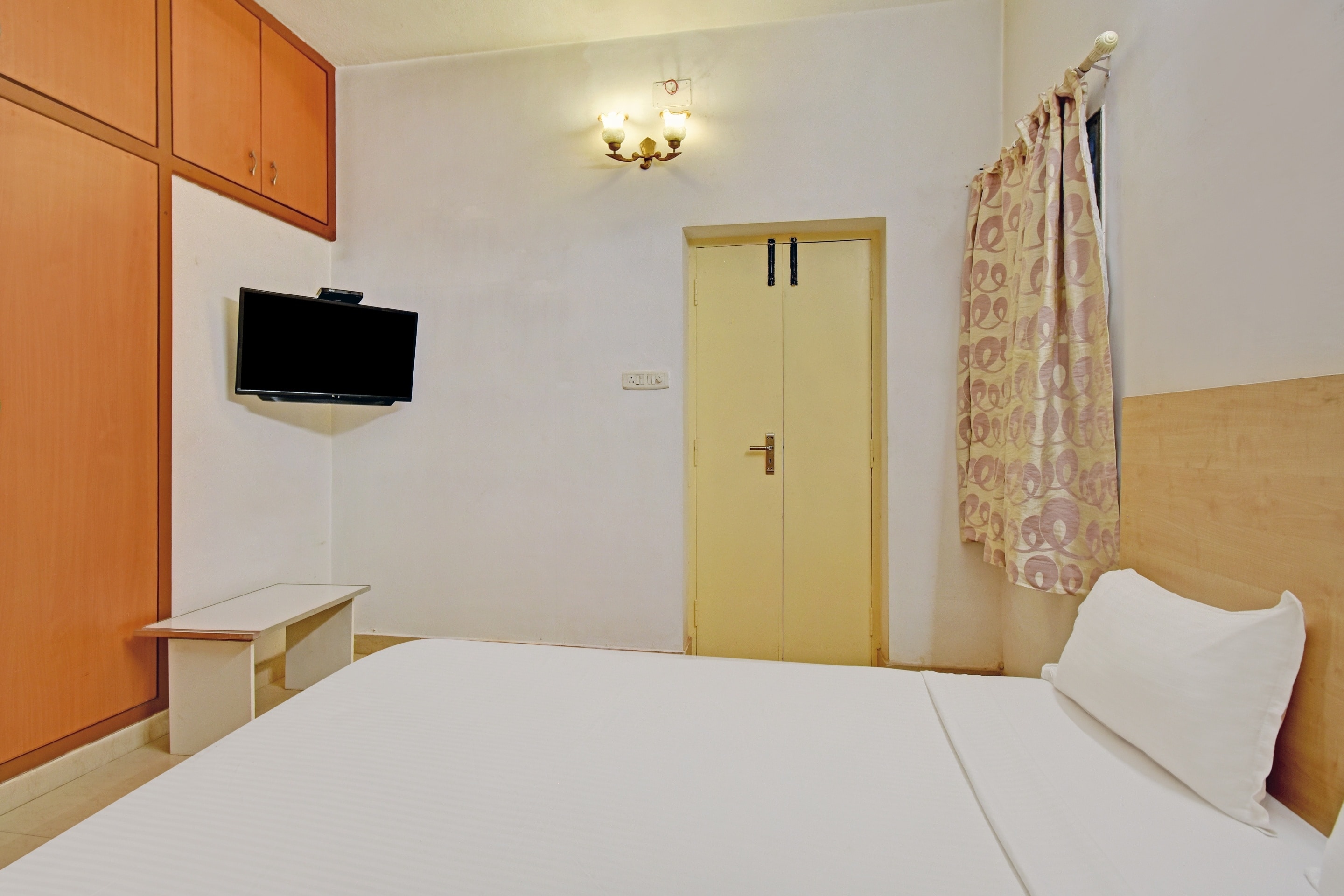 Oyo Homes in Ashok Pillar, Chennai Starting @ ₹494 - Upto 85% OFF on 6 ...