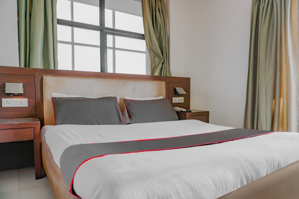 OYO 80131 Collection O hotel Matrix Inn, Collection O Pune, Book @ ₹1095 - OYO