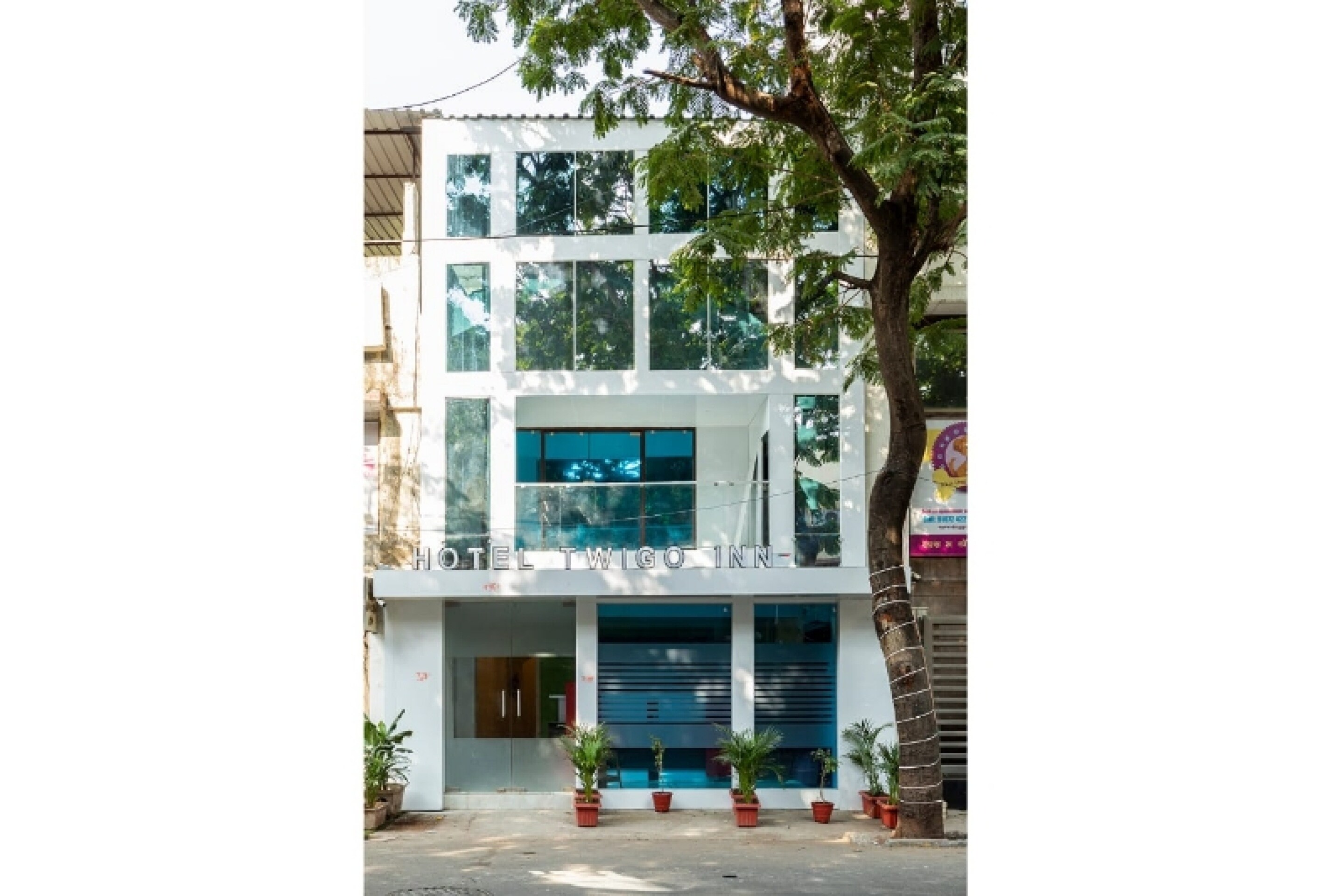 Hotels in andheri-west - Find premium OYO Rooms in your budget