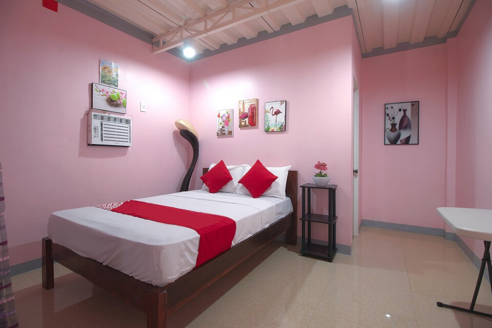 OYO 787 Indino Guest House 2&5, OYO Hotels MoalBoal, Book @ ₱1113 - OYO