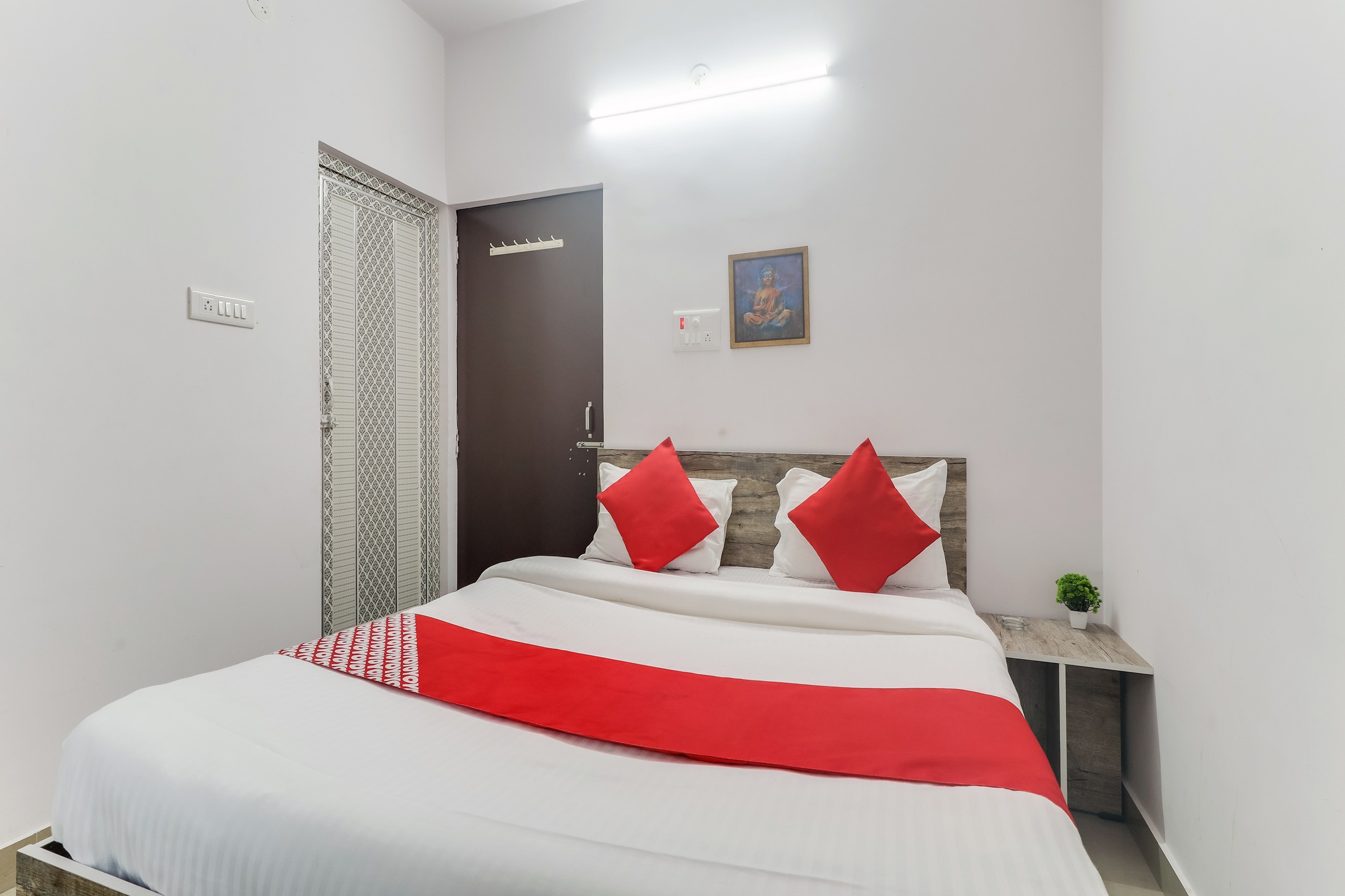 Super Hotel O The Radium Inn, Flagship Ranchi, Book @ ₹1088 - OYO