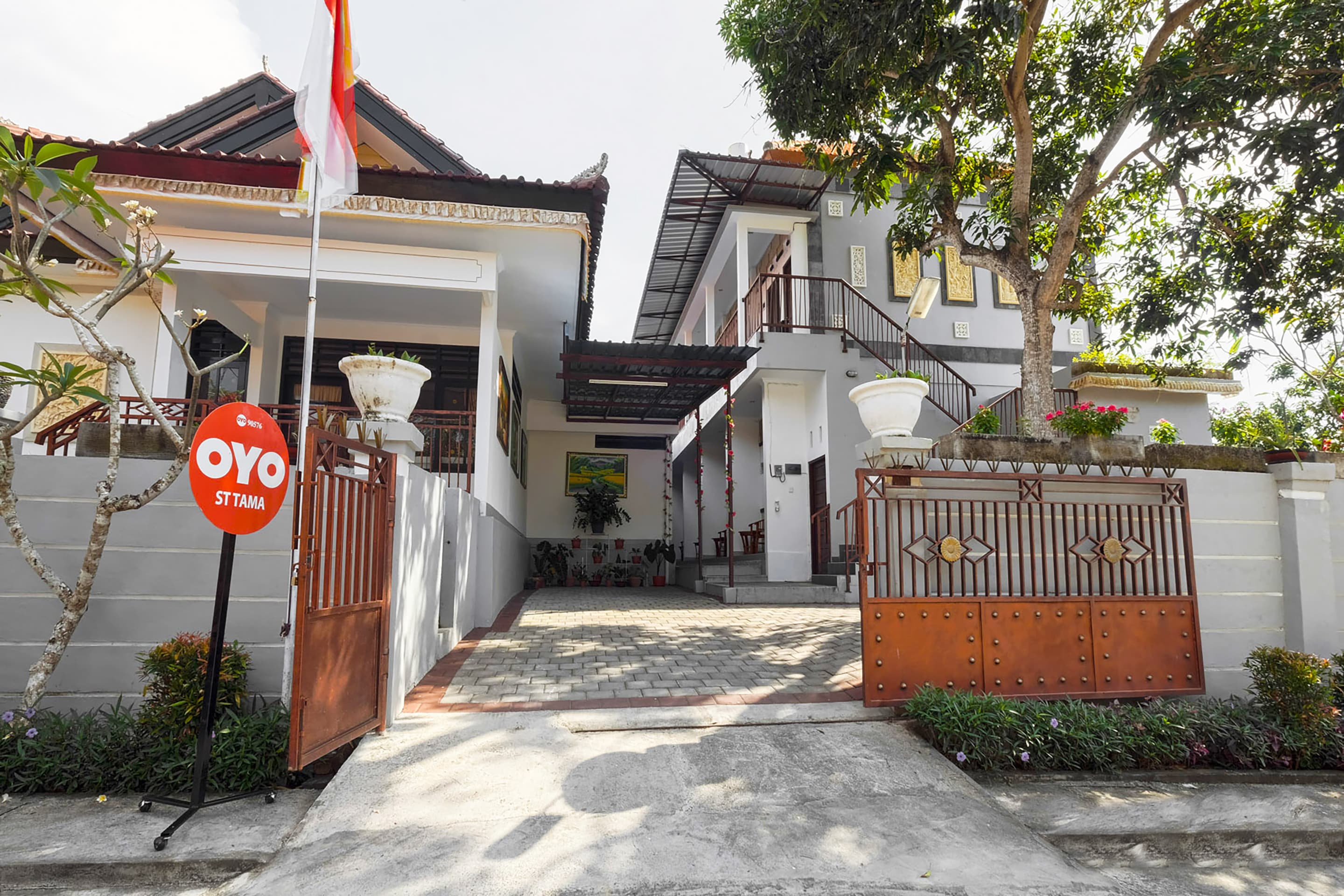OYO 90576 St Tama, OYO Hotels Bali, Book @ Rp112958 - OYO