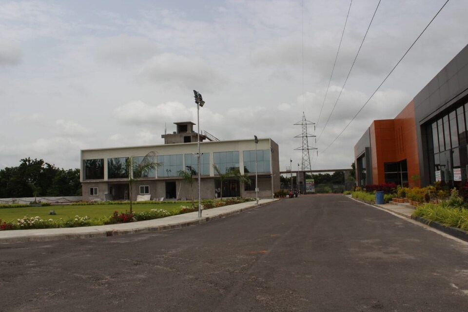 OYO Home 83032 LN Convention, Home Sangareddy, Book @ ₹1095 - OYO