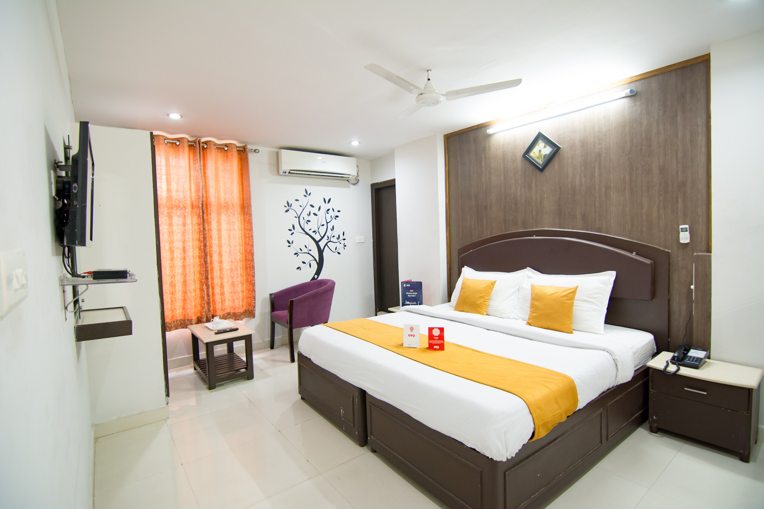 OYO 6938 Hotel Meena Paradise, OYO Rooms Visakhapatnam, Book @ ₹1095 - OYO