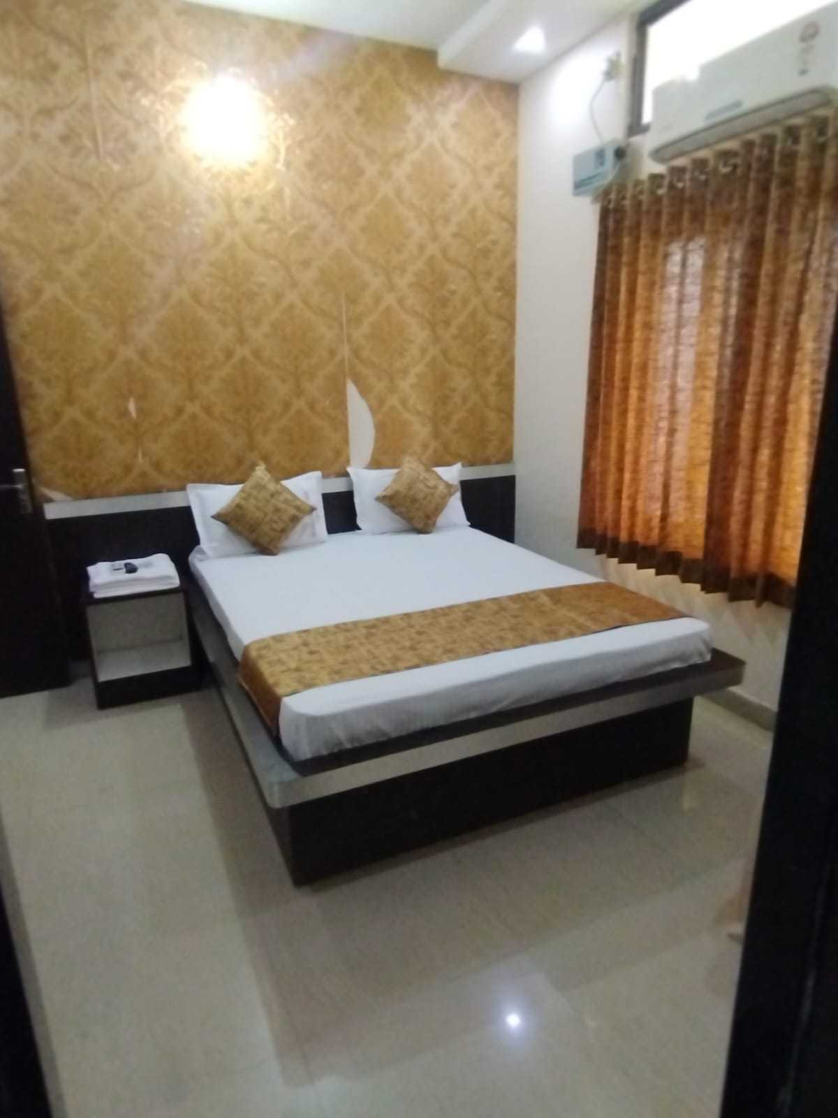 Hotel O Shri Anasuya Datt Lodge, Flagship Gulbarga, Book @ ₹873 - OYO