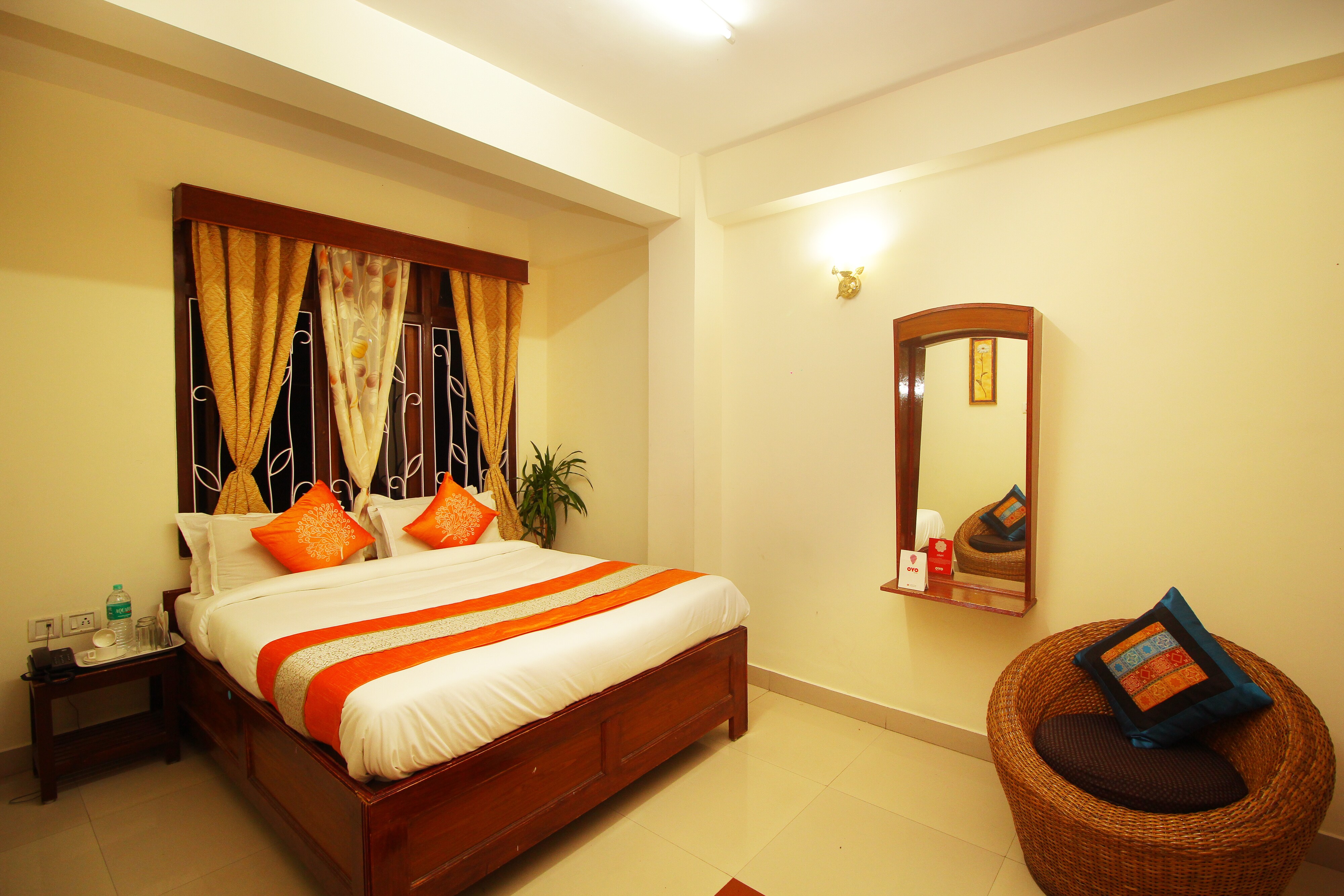 OYO Hotel Tashi Thendup, OYO Rooms Gangtok, Book @ ₹1095 - OYO
