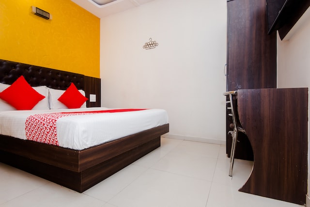 Hotels Near Andheri East, Mumbai from ₹1014
