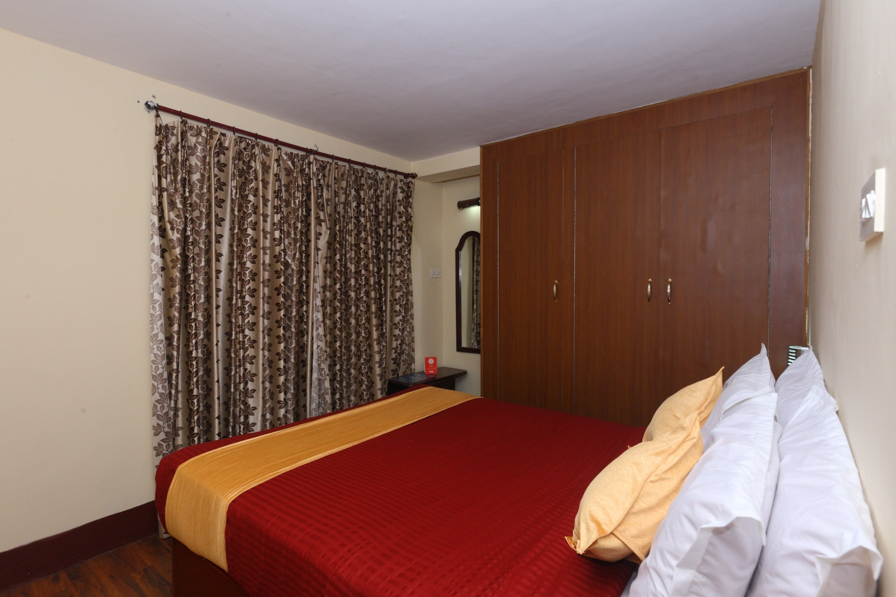 OYO La Flora Ooty, OYO Rooms Ooty, Book @ ₹1095 - OYO