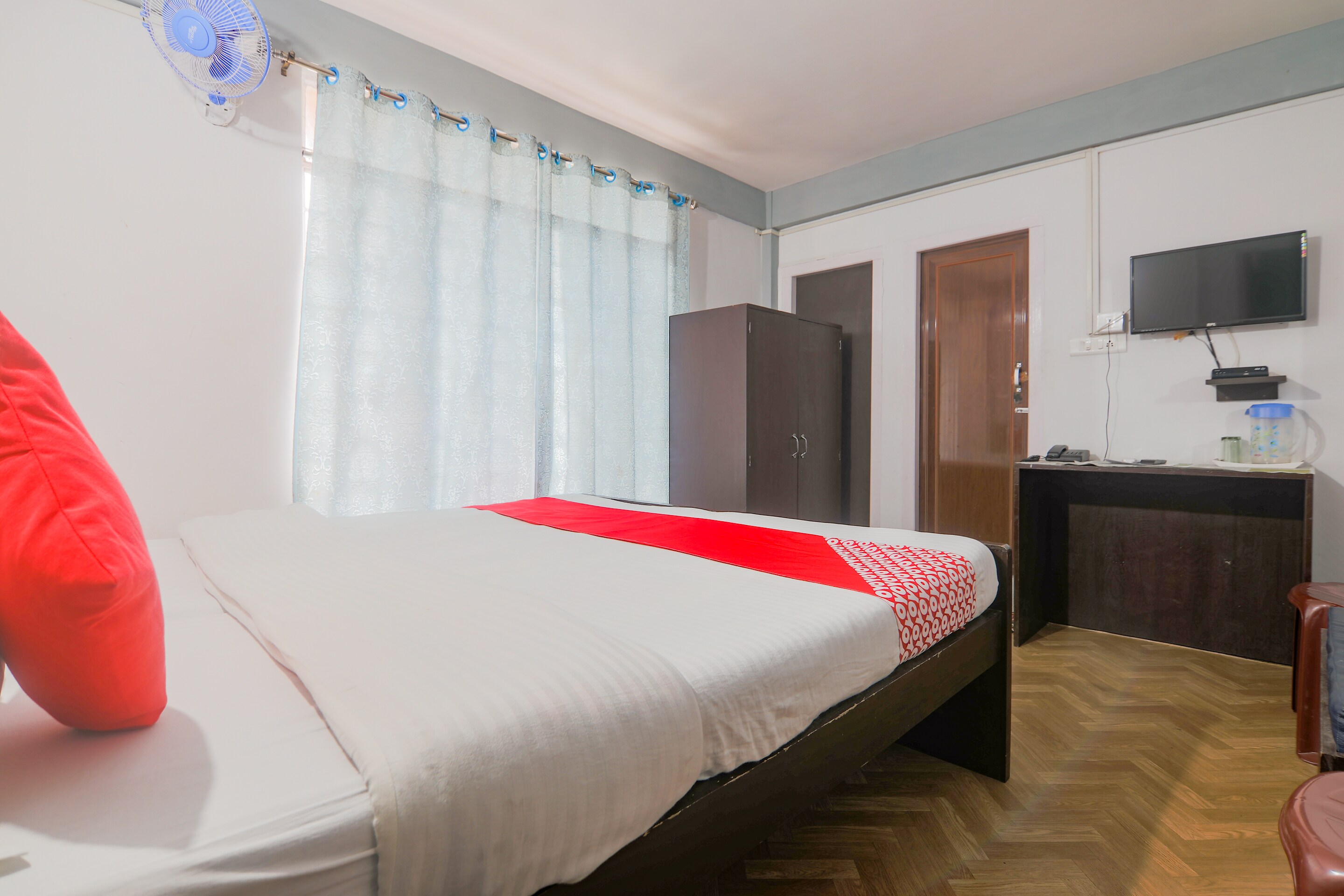 Hotel O Home Stay Laban, OYO Rooms Shillong, Book @ ₹1075 - OYO