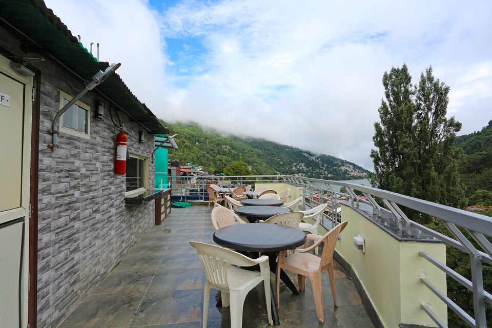 OYO 9335 Hotel Cloud 7, OYO Rooms Nainital, Book @ ₹1095 - OYO