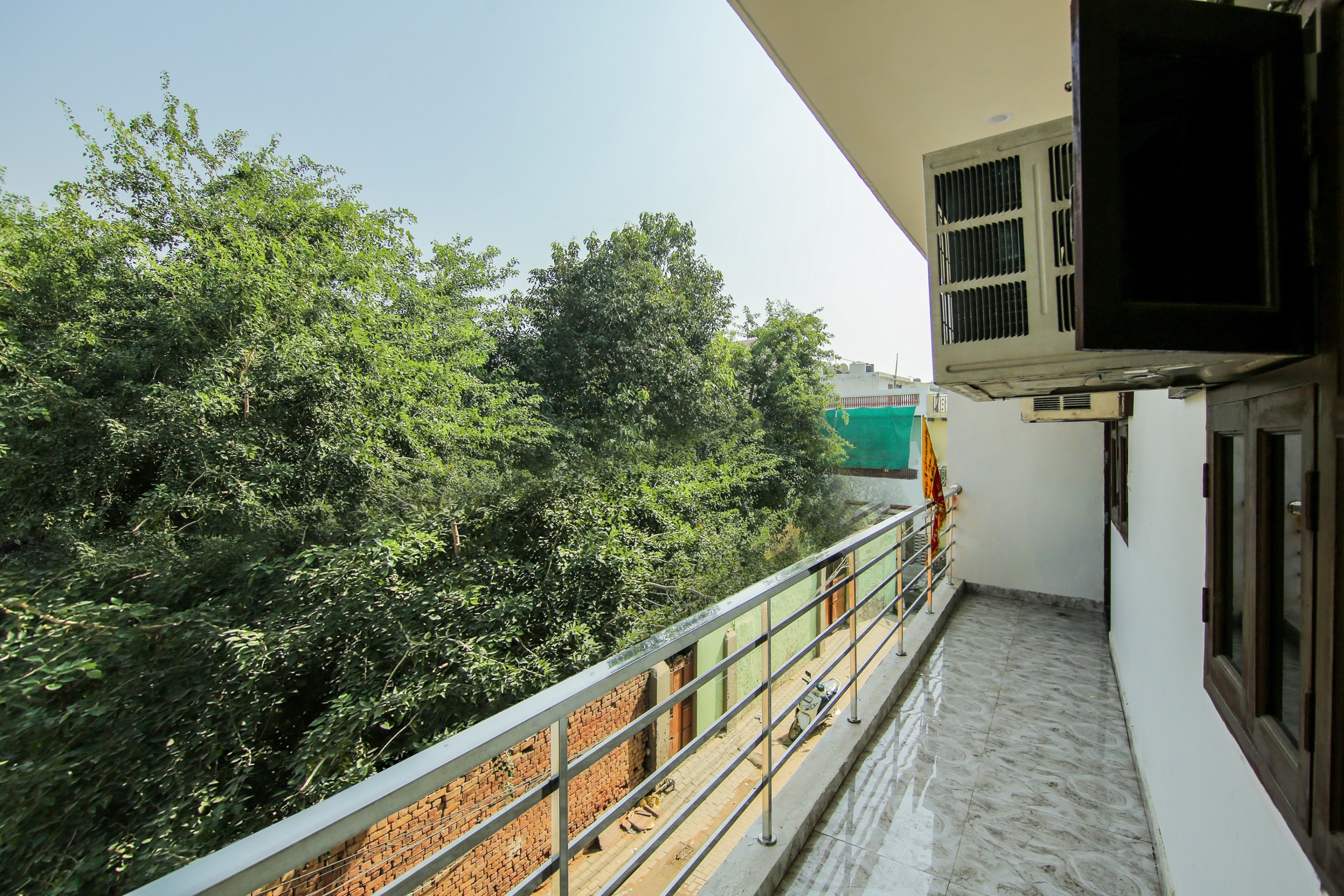 Capital O Hotels in Atul Kataria Chowk, Gurgaon Starting @ ₹497 - Upto ...