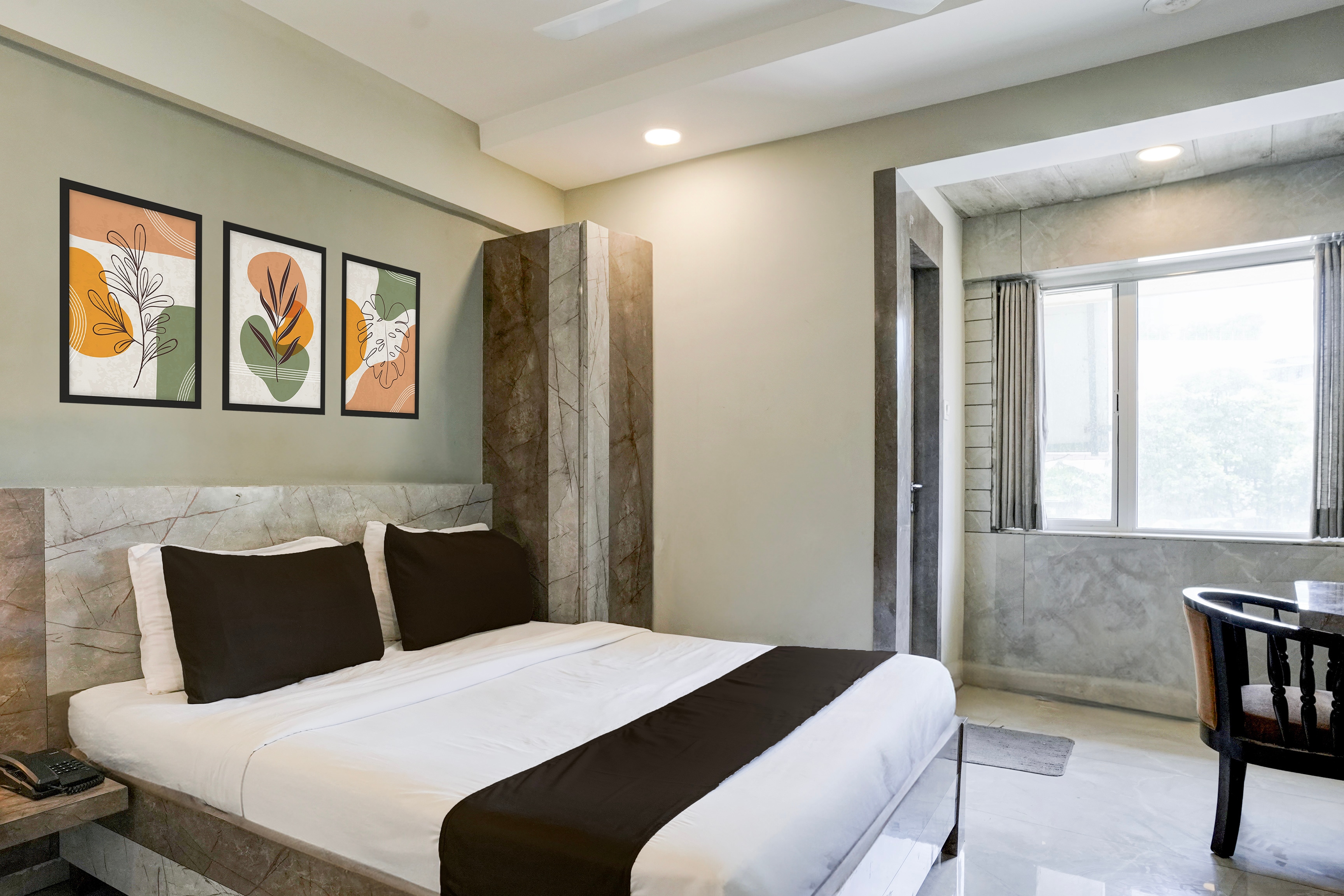 Super Townhouse Oak Vashi formerly Blue Diamond, Townhouse Oak Mumbai ...