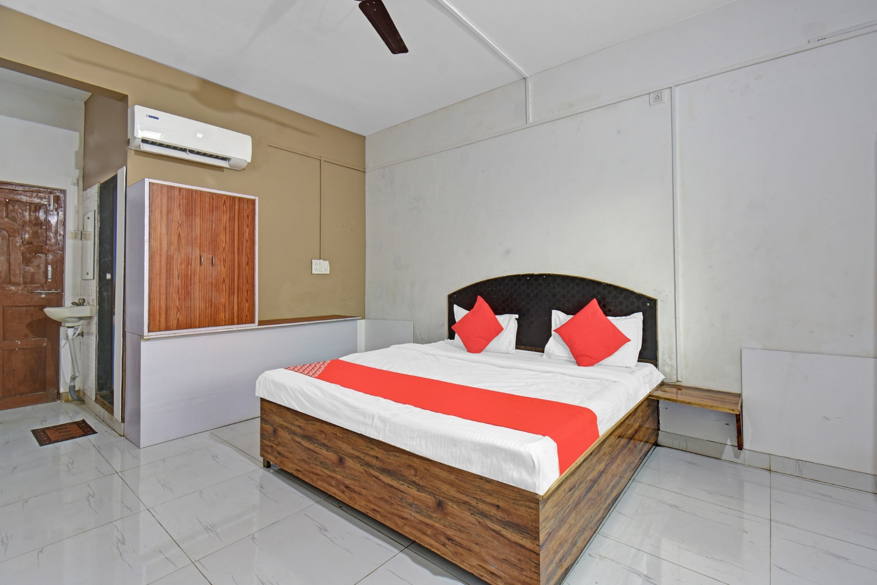 Collection O Blue House Resort, Collection O Alibag, Book @ ₹2938 - OYO