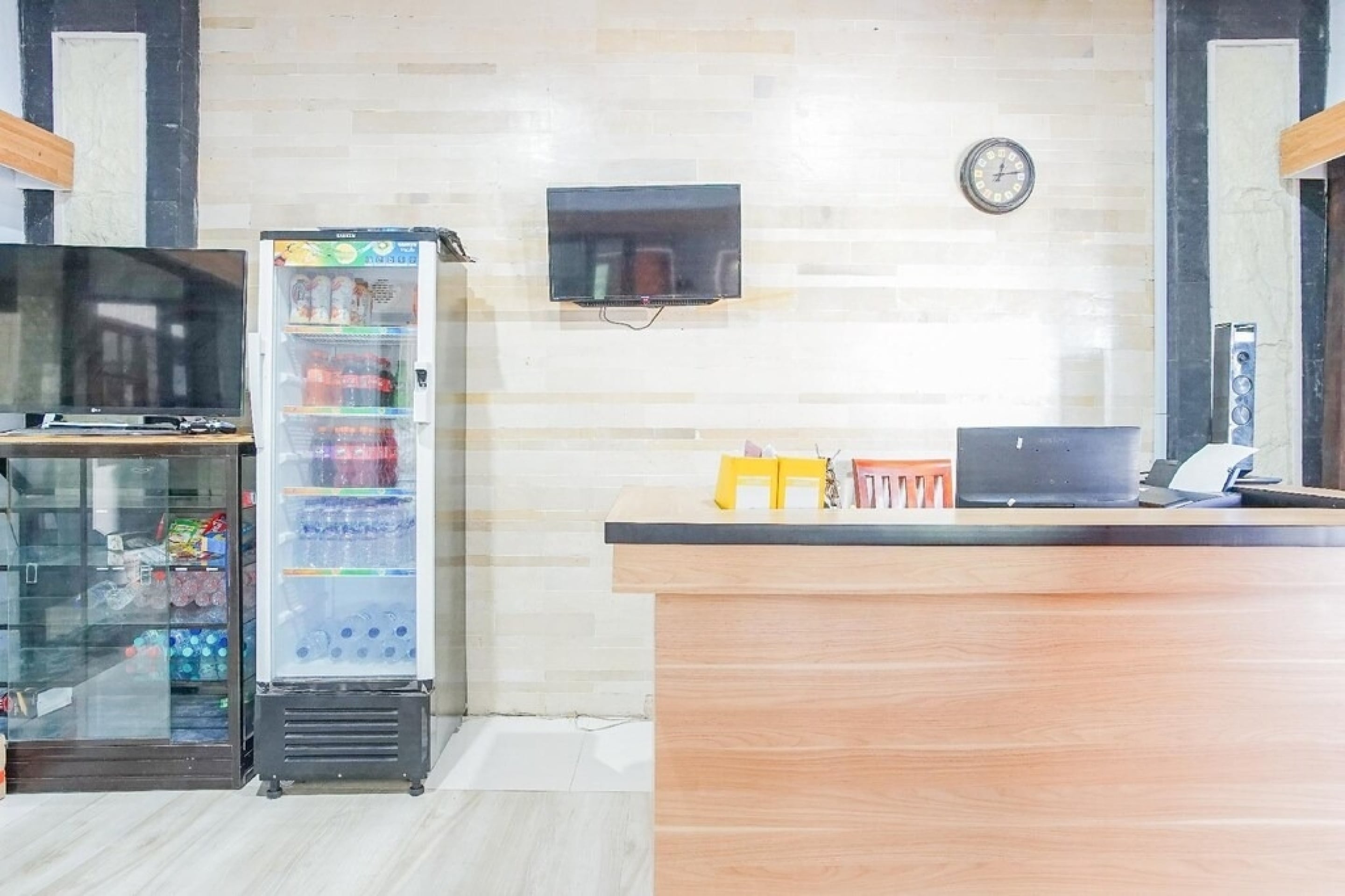 OYO Flagship 90841 The Aulia Stay, Flagship Bali, Book @ Rp85025 - OYO