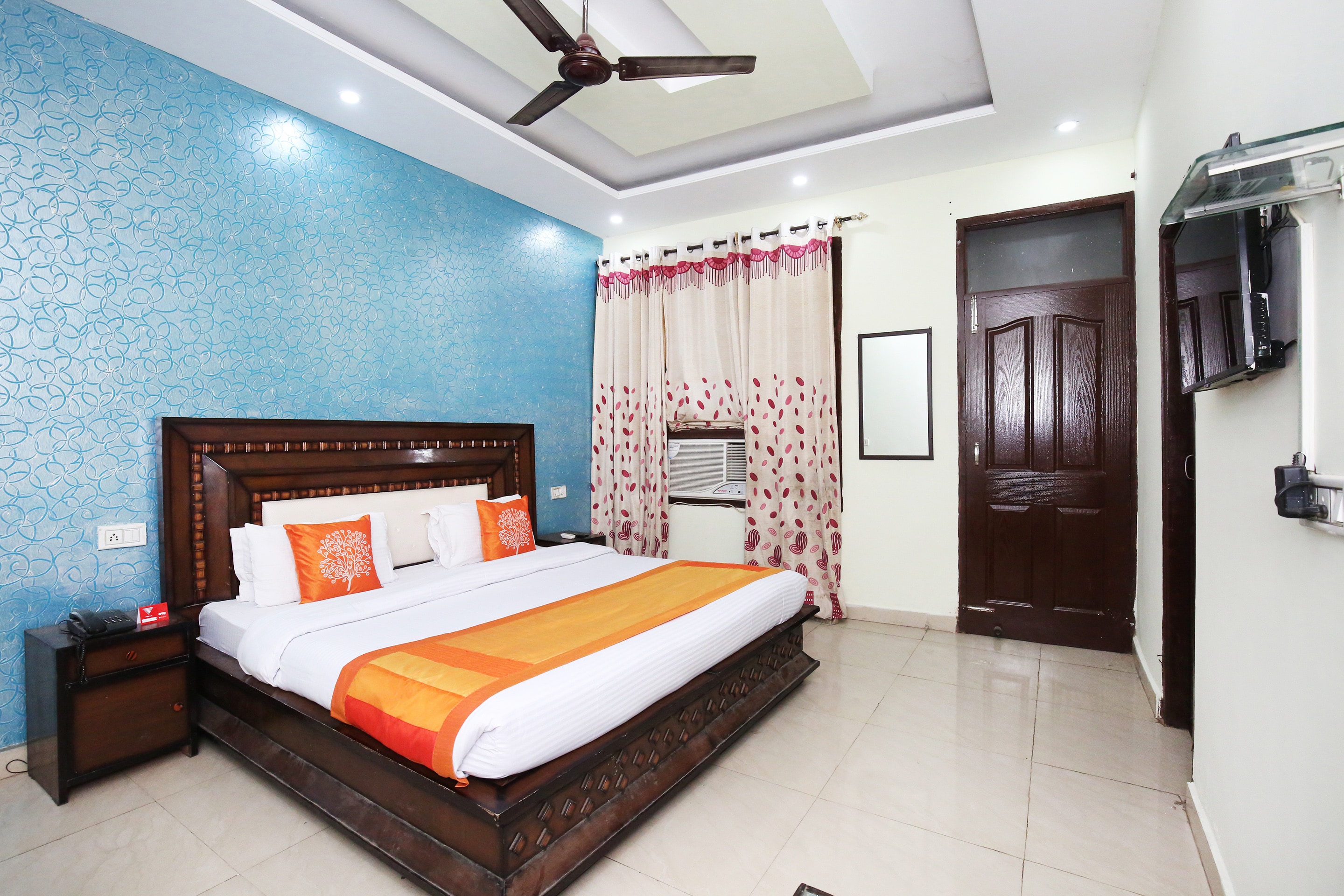 OYO Hotel K K 2, OYO रूम्स चंडीगढ़, Book @ ₹501 - OYO
