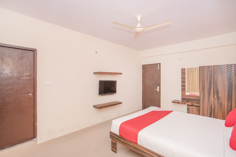 OYO 10475 PMR Hotel, OYO Rooms Bangalore, Book @ ₹992 - OYO
