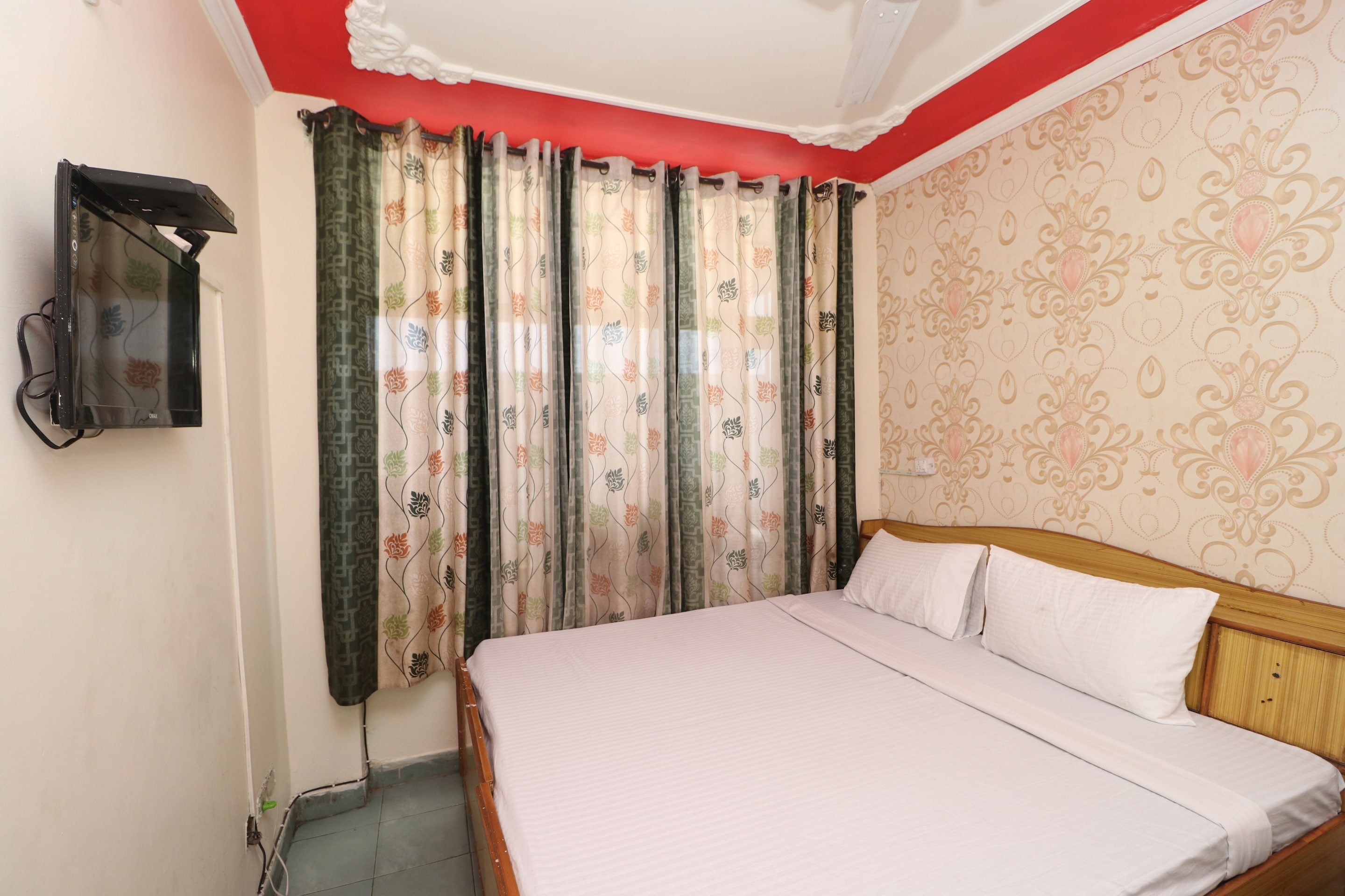 OYO Hotel Indian Residency, OYO Rooms Chandigarh, Book @ ₹1110 - OYO