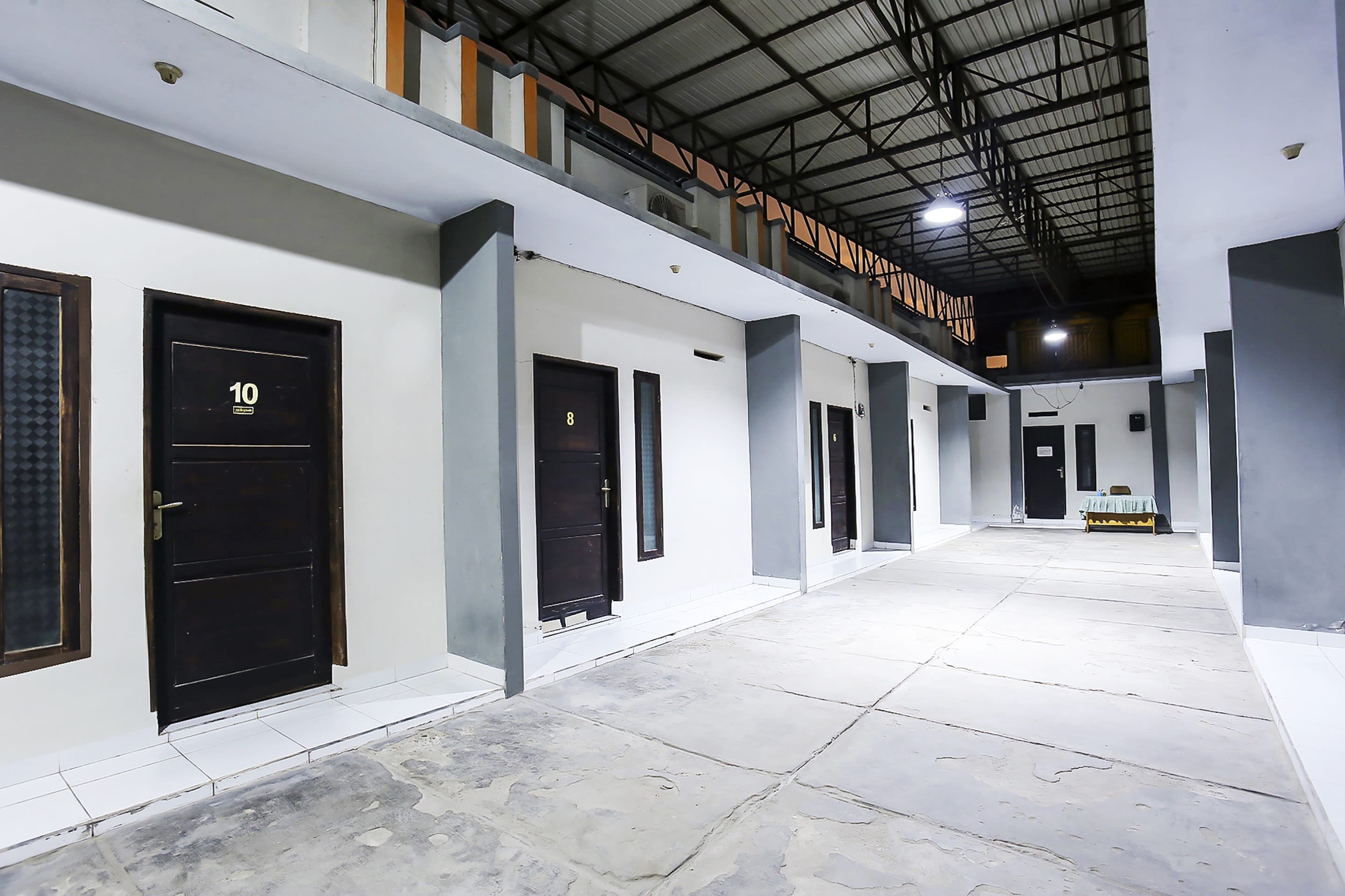 OYO 90959 Homestay Banua 2, OYO Hotels Palu, Book @ Rp85025 - OYO