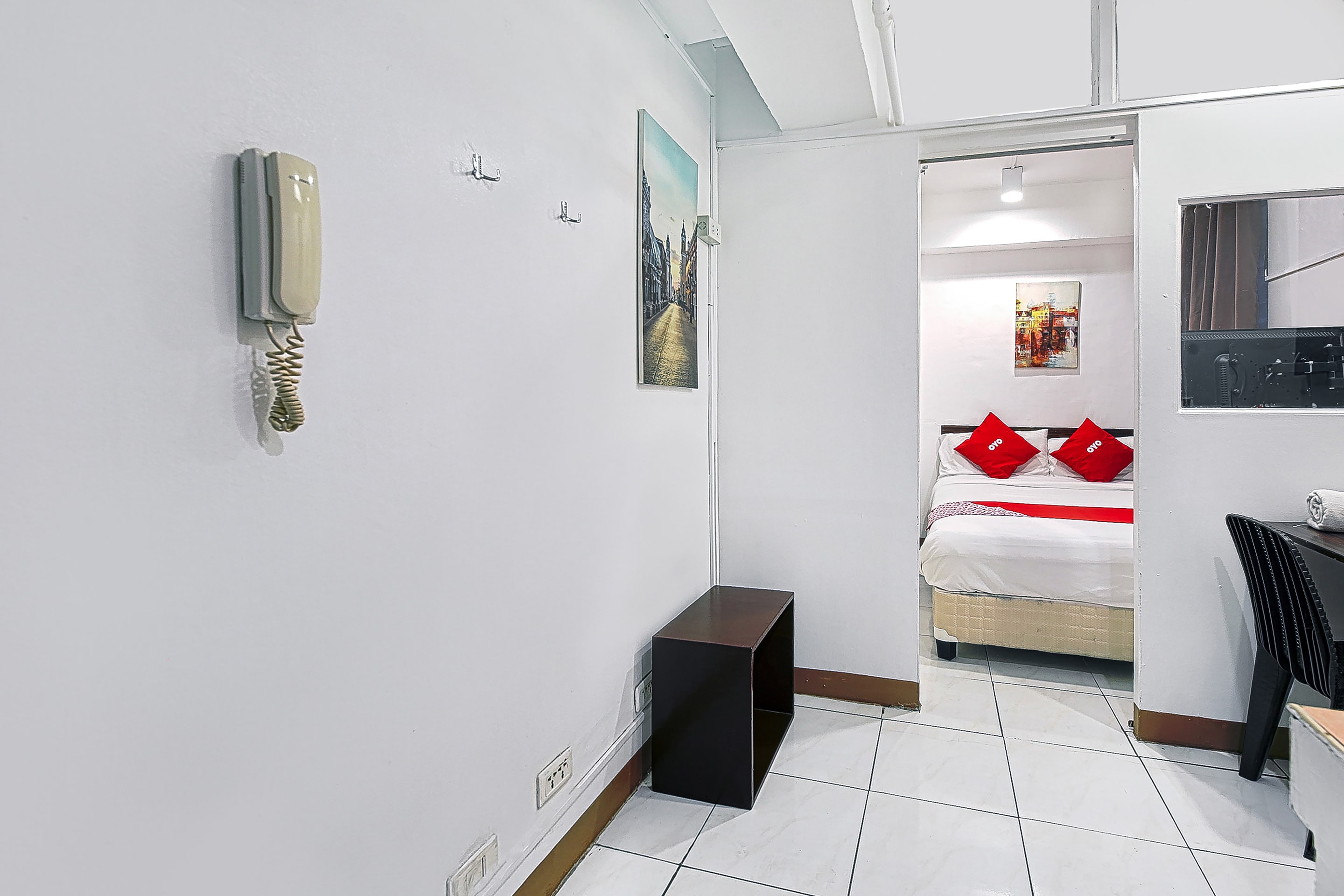 OYO 859 City Stay Inns Pasong Tamo, OYO Hotels Makati City, Book ...