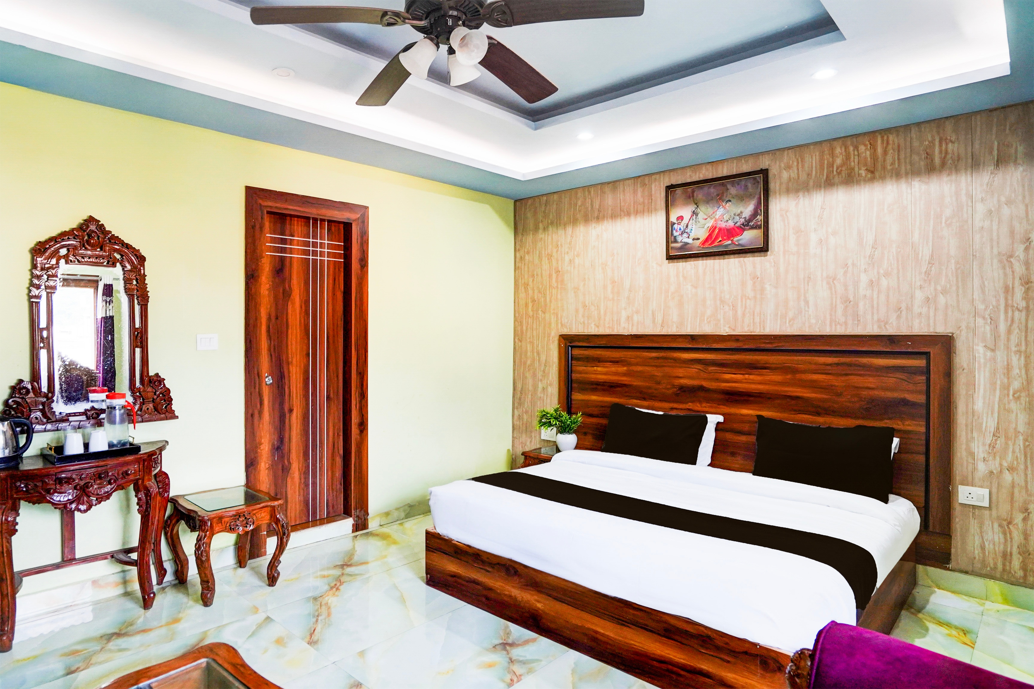 Hotel O Balaknath Temple Road Tapovan, Flagship Rishikesh, Book @ ₹1724 ...