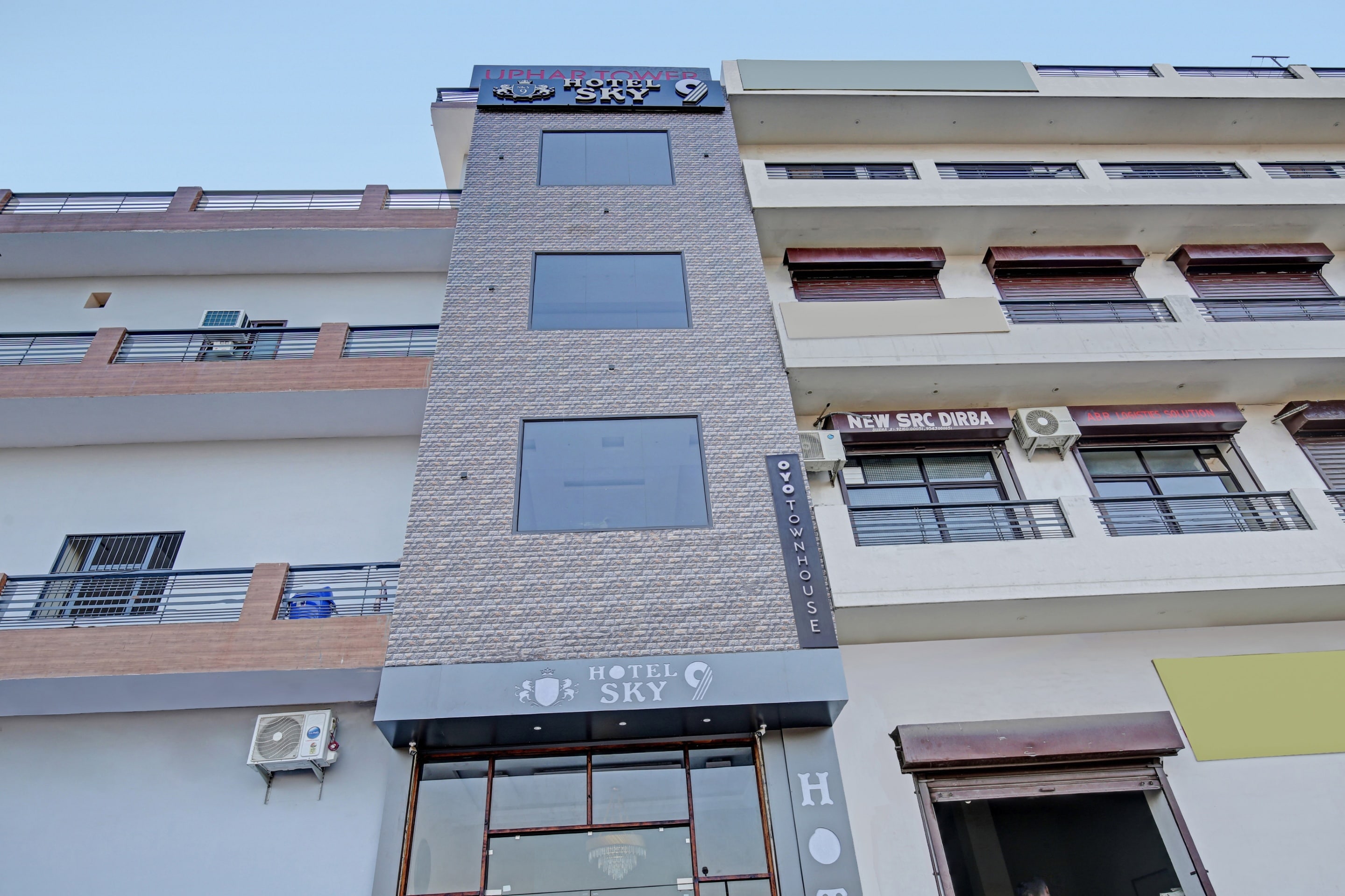 Townhouse Hotels in Janta Nagar, Ludhiana Starting @ ₹1071 - Upto 65% ...