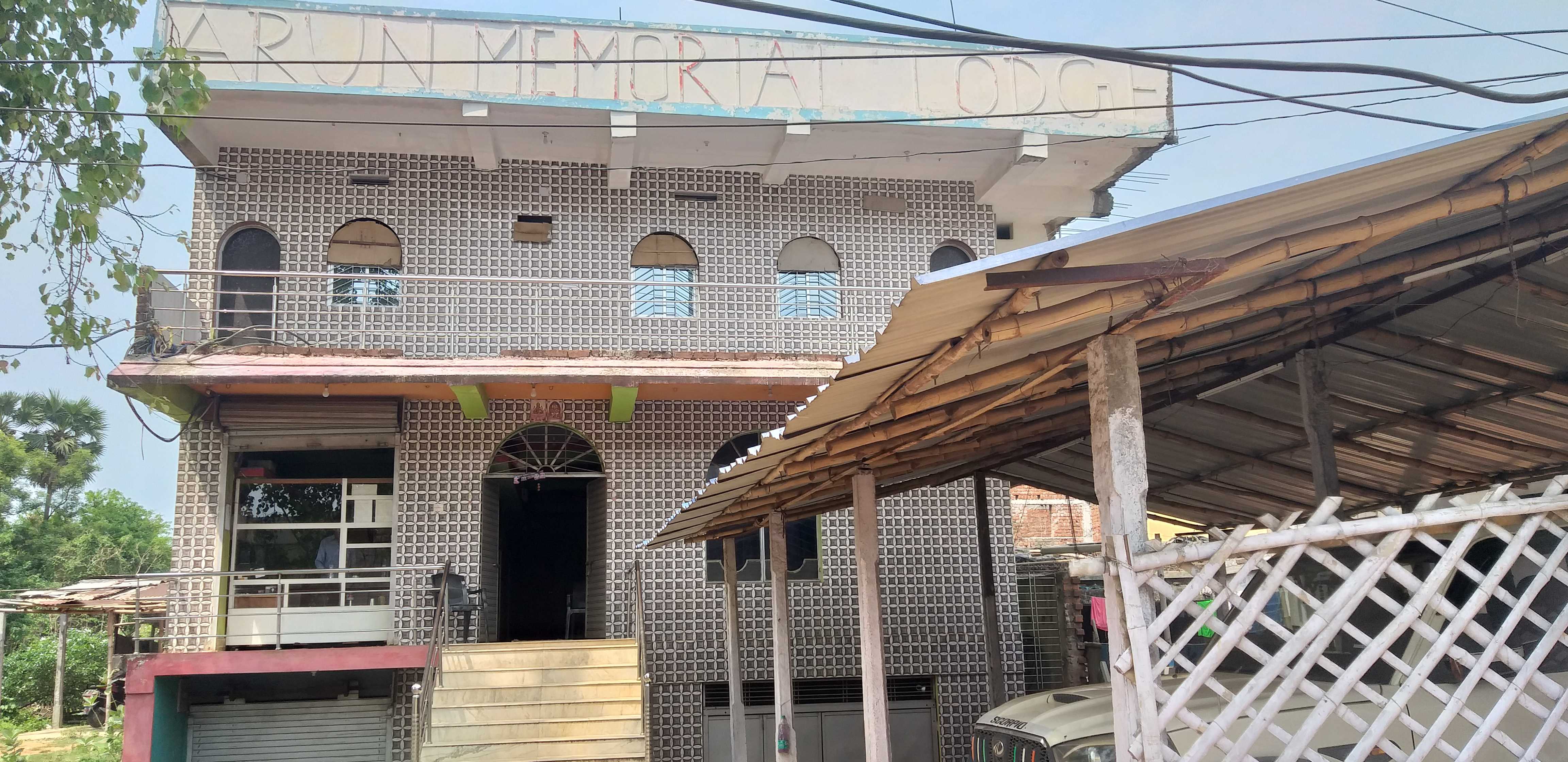 SPOT ON Arun Memorial Lodge, SPOT ON Ghatsila, Book @ ₹422 - OYO