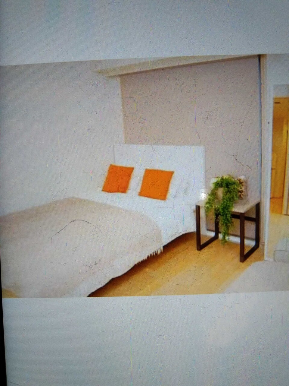POP Pg Hause, POP Mumbai, Book @ ₹1095 - OYO
